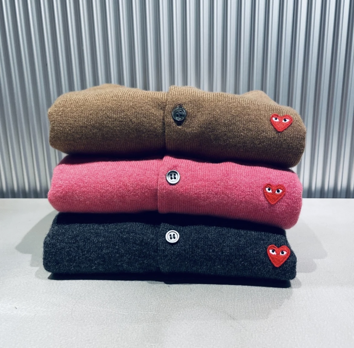 CDG PLAY CARDIGAN