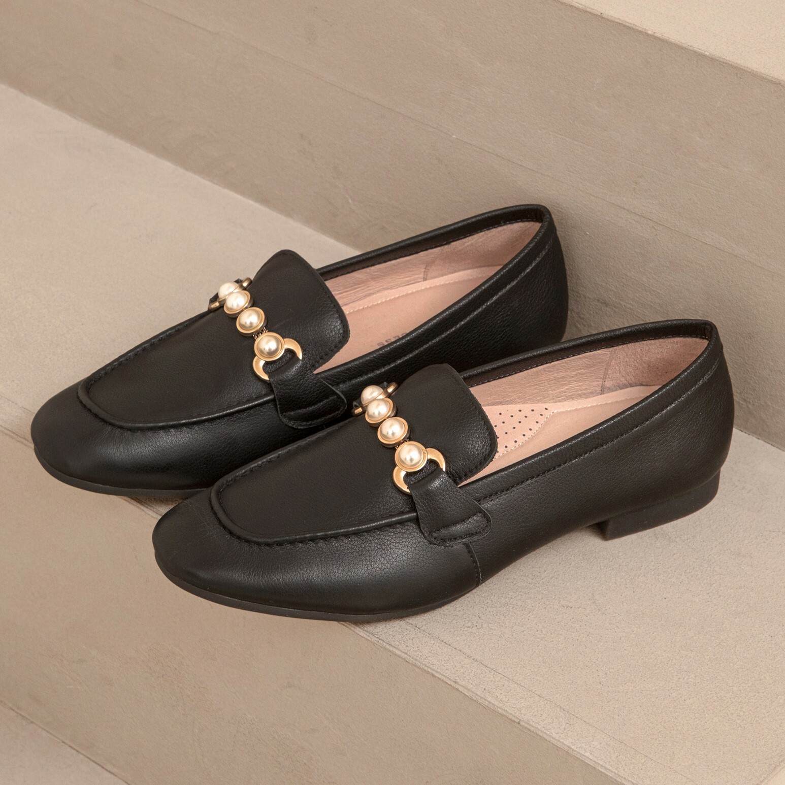 小香珍珠Q鞋-黑珍珠