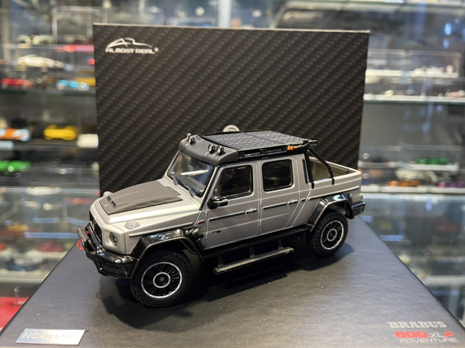 AlmostReal 460542 Brabus G800 Adventure XLP 消光銀 1/43