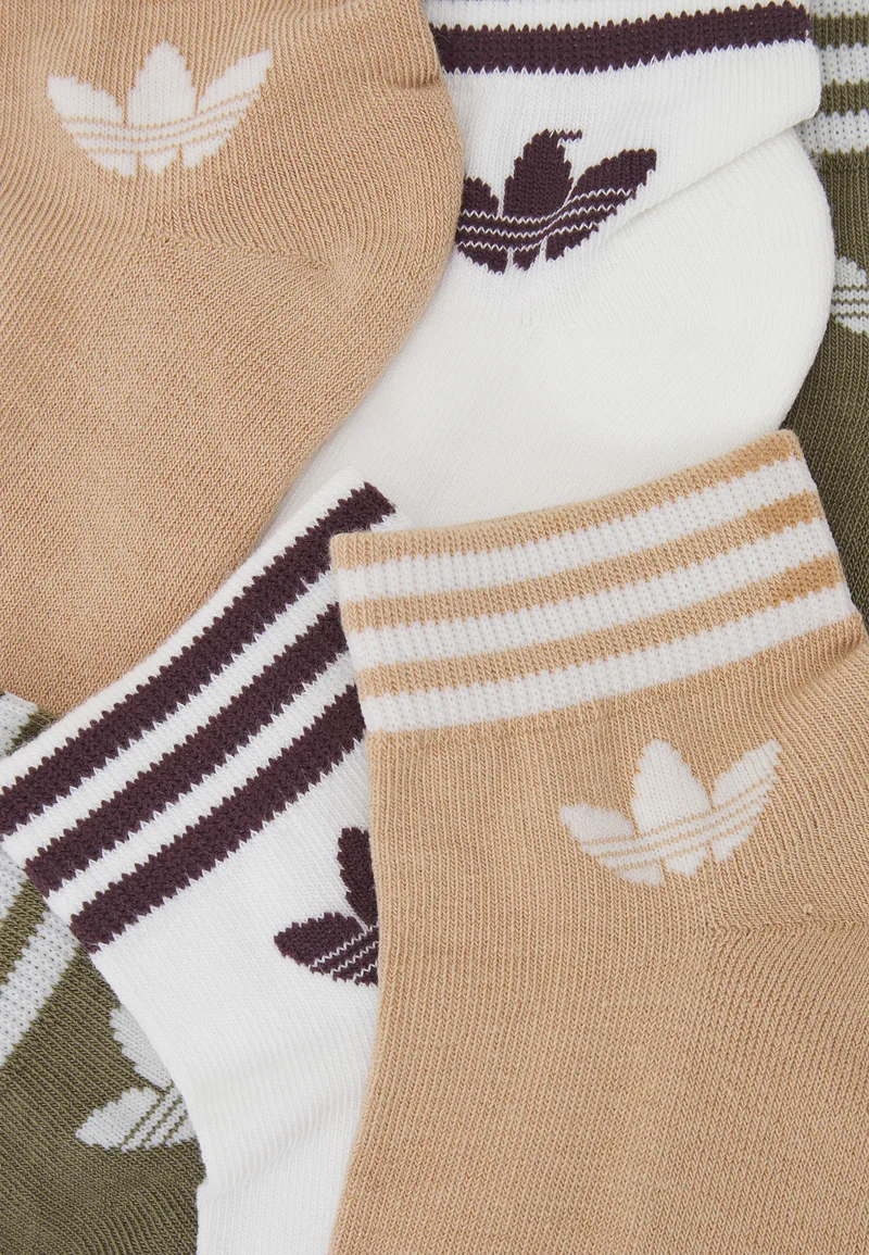 ADIDAS ORIGINALS 3 PACK CREW SOCKS