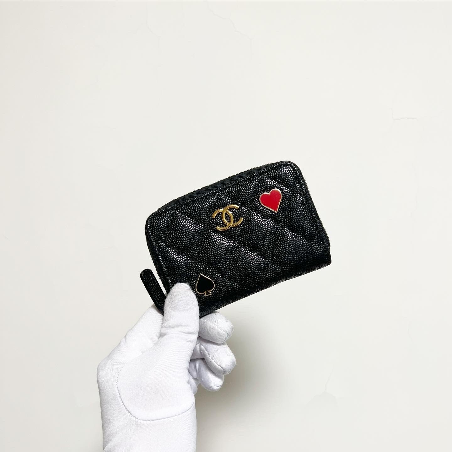 CHANEL Poker Zipper Cardholder