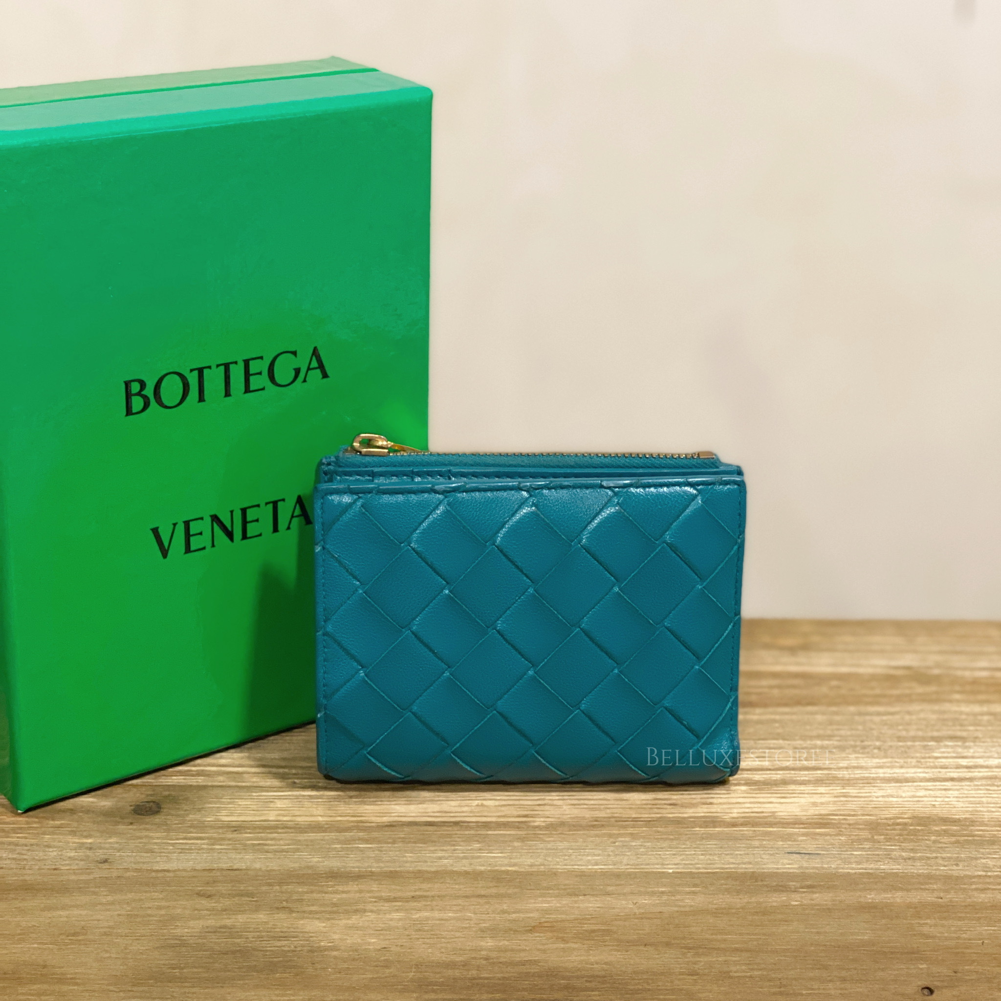 [Pre-owned] Bv wallet green