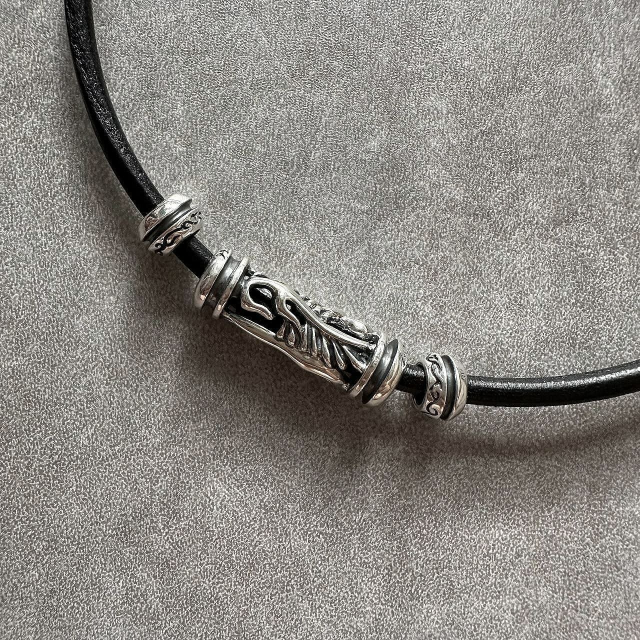 GMW Bead Leather Choker