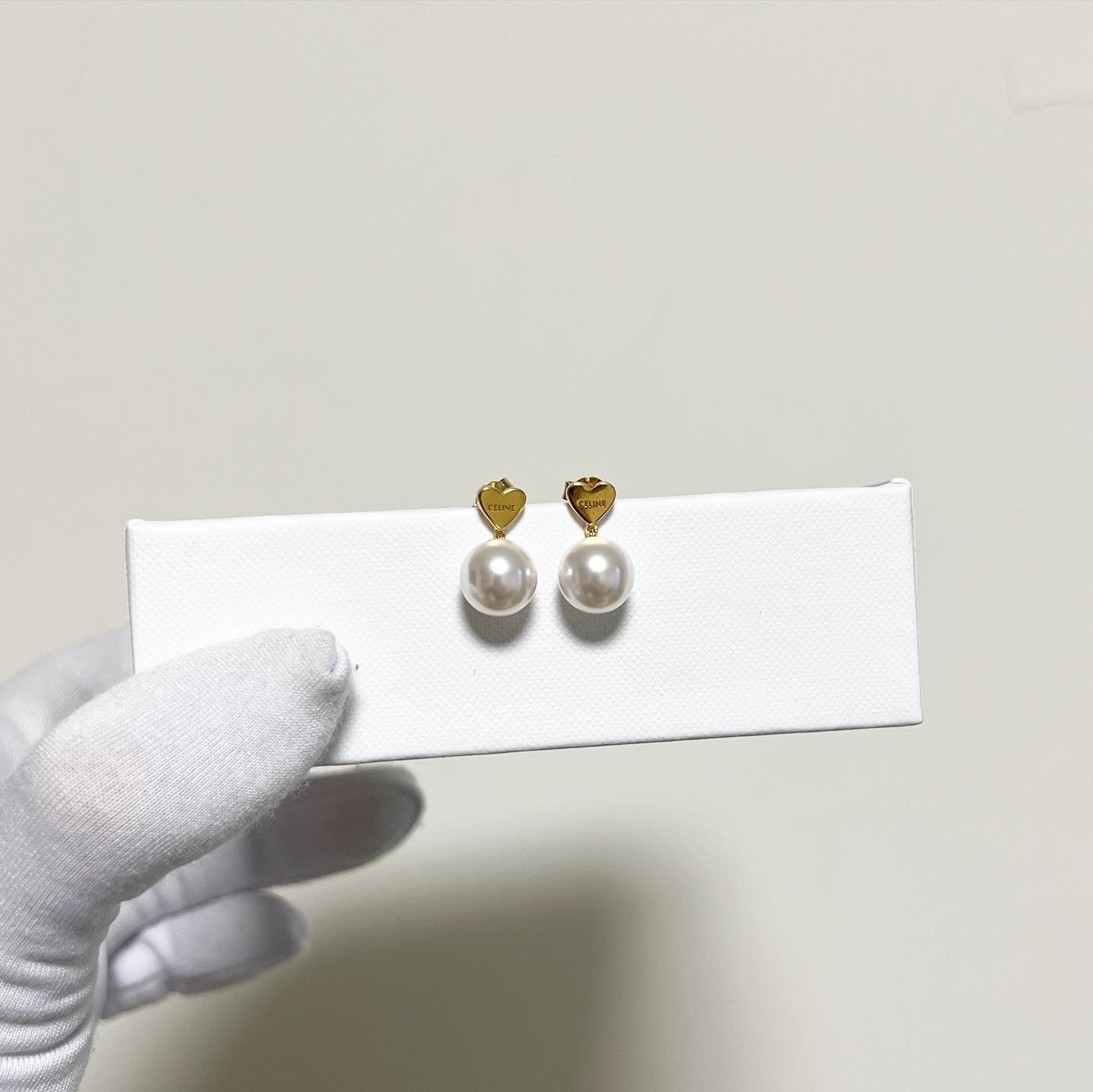 CELINE Limited Edition 心心珍珠耳環