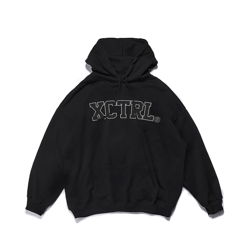 XCTRL 復古美式大學字帽T-黑