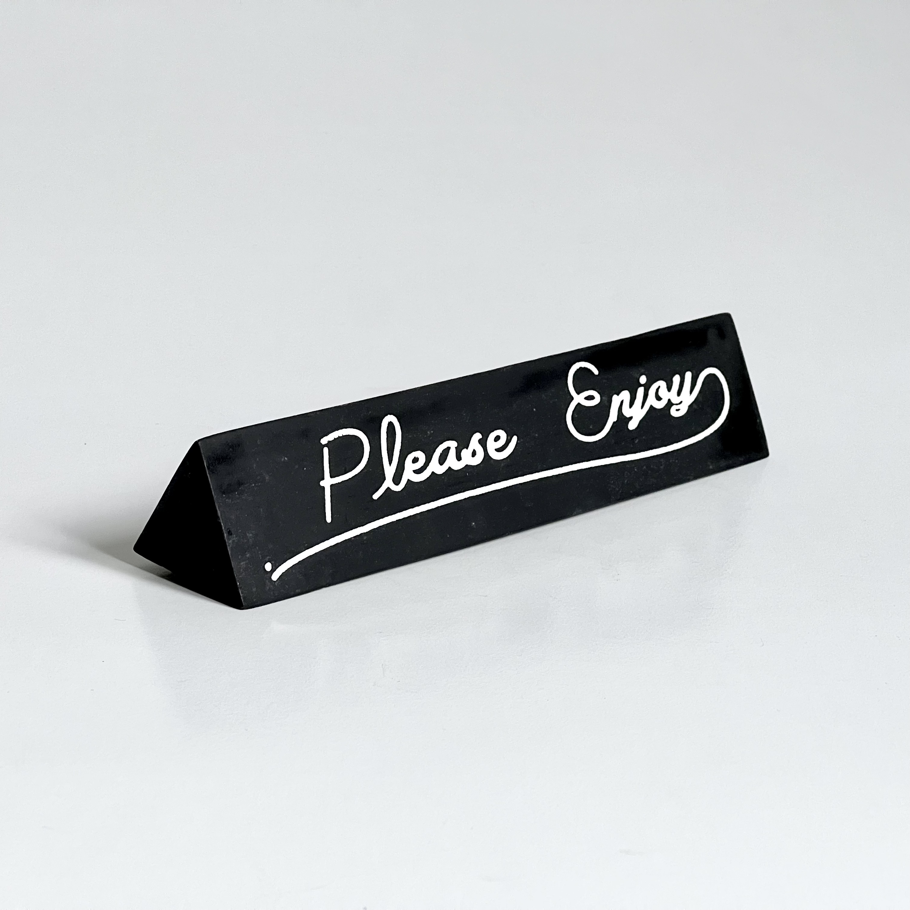 桌面三角型立牌 Please Enjoy