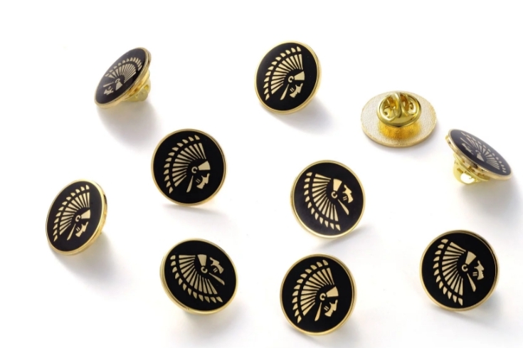 CHIEF LNDIAN LOGO PIN