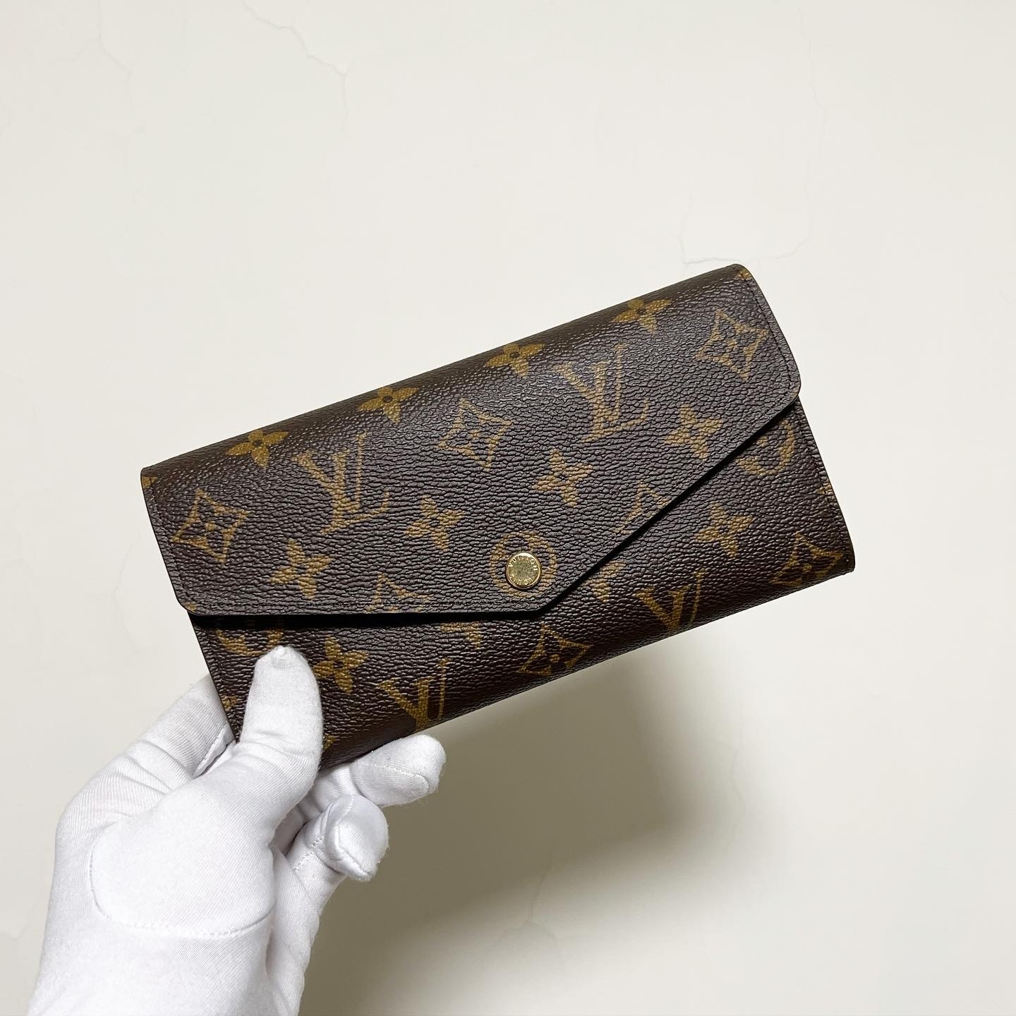 LV SARAH WALLET