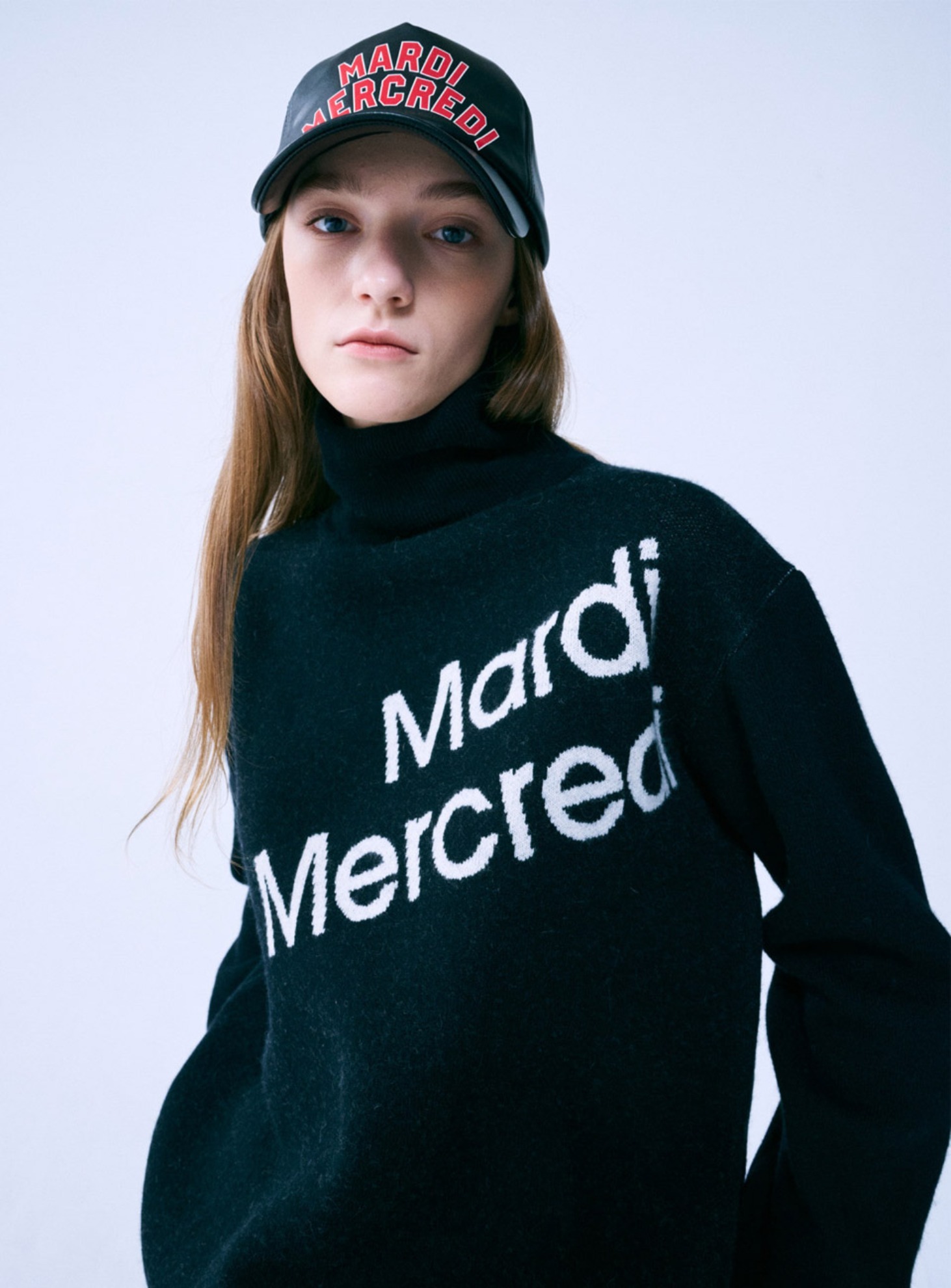 Mardi Mercredi Actif DIAGONAL LOGO TURTLE NECK_BLACK IV