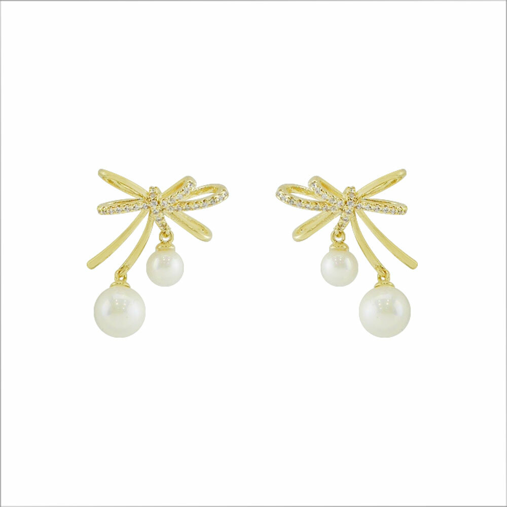 [黃銅][銀針] 立體珍珠搖曳蝴蝶結耳環 / [Brass] Swaying Bow Earrings