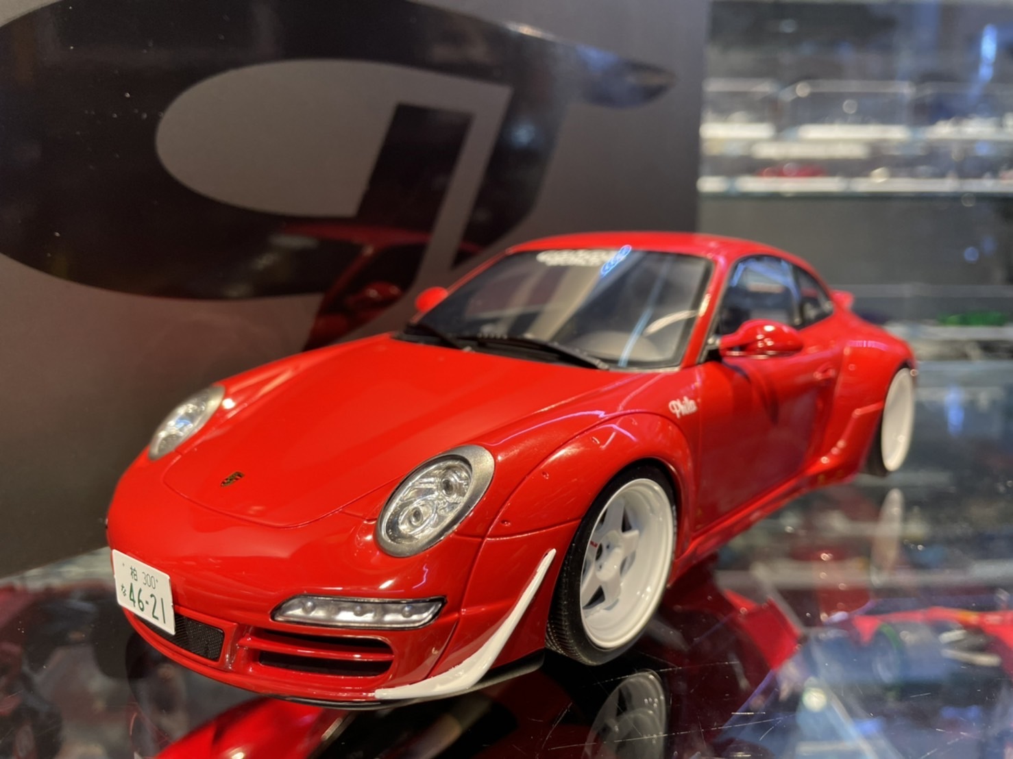 GT SPIRIT GT874 Porsche RWB AKA PHILA 2021 1/18 (樹酯車)