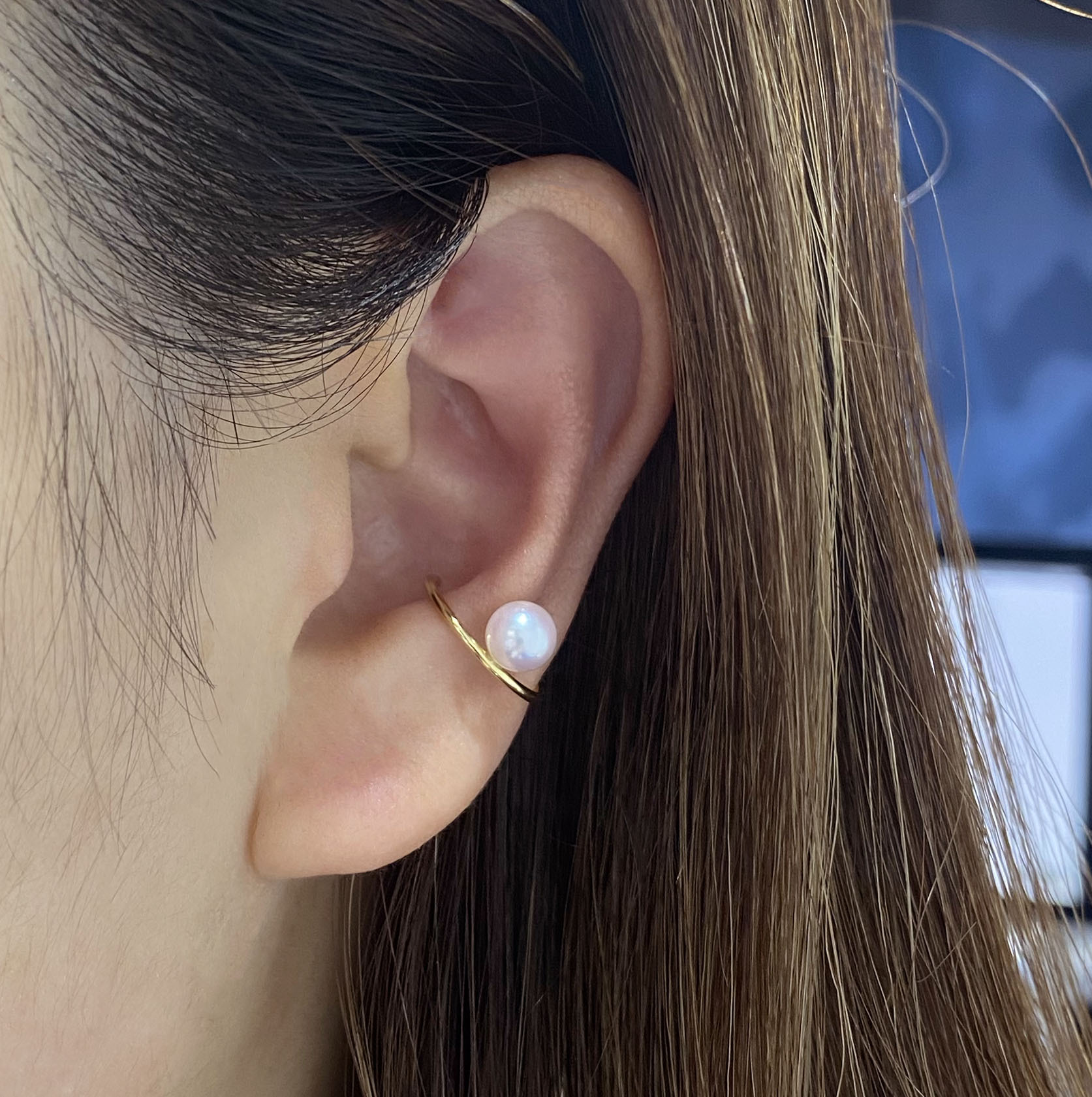 18K Yellow Gold Akoya Pearl Ear Cuff