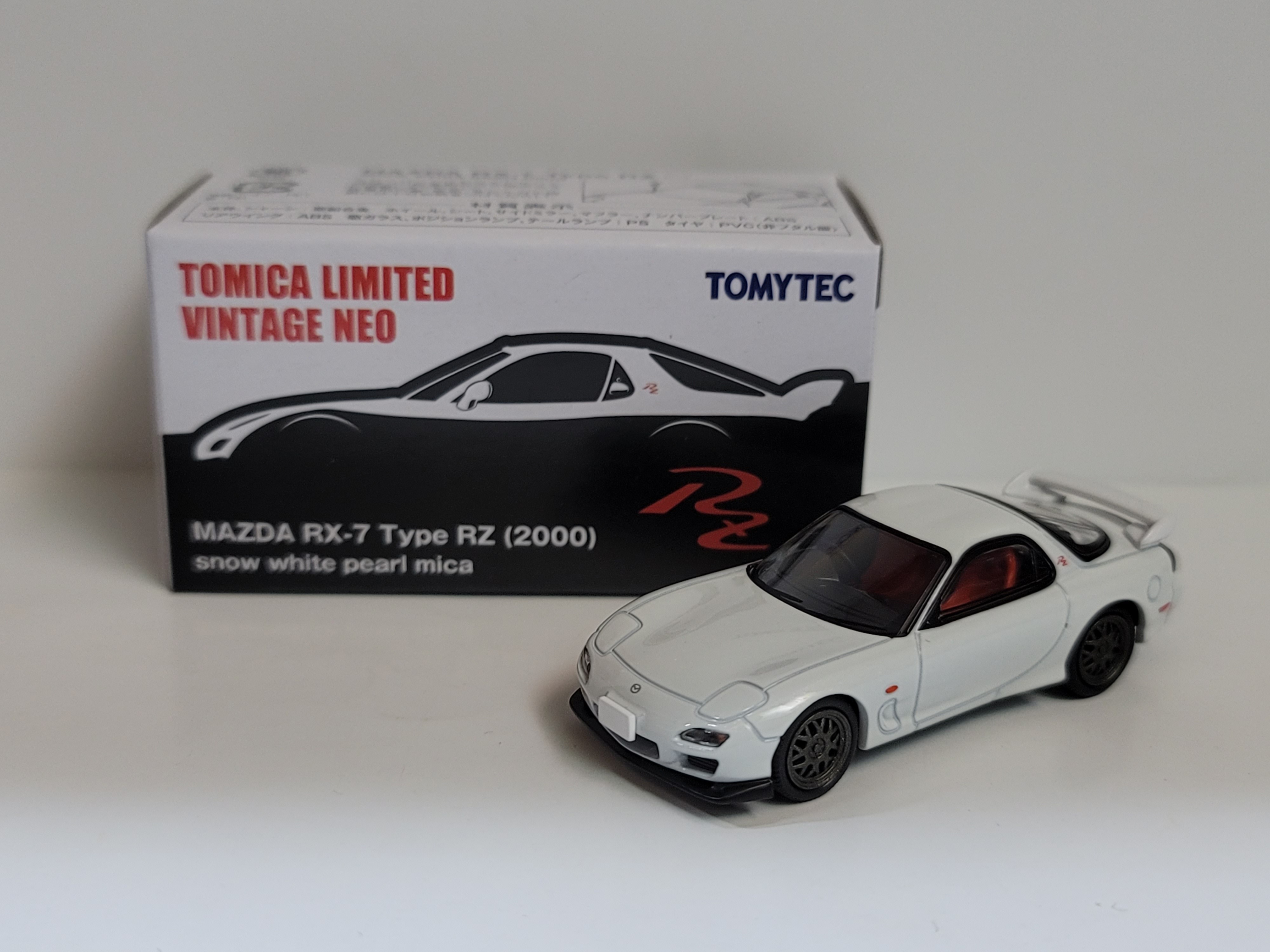 Tomytec 1/64 Mazda RX-7 Type RZ (2000) Hong Kong Exclus
