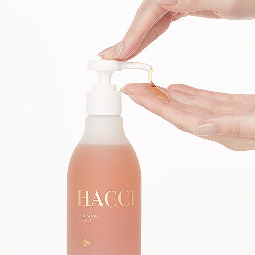 日本HACCI BEE HUG HAND WASH 滋潤蜂蜜洗手液 - THISWAY化妝護膚品代購每週空運到