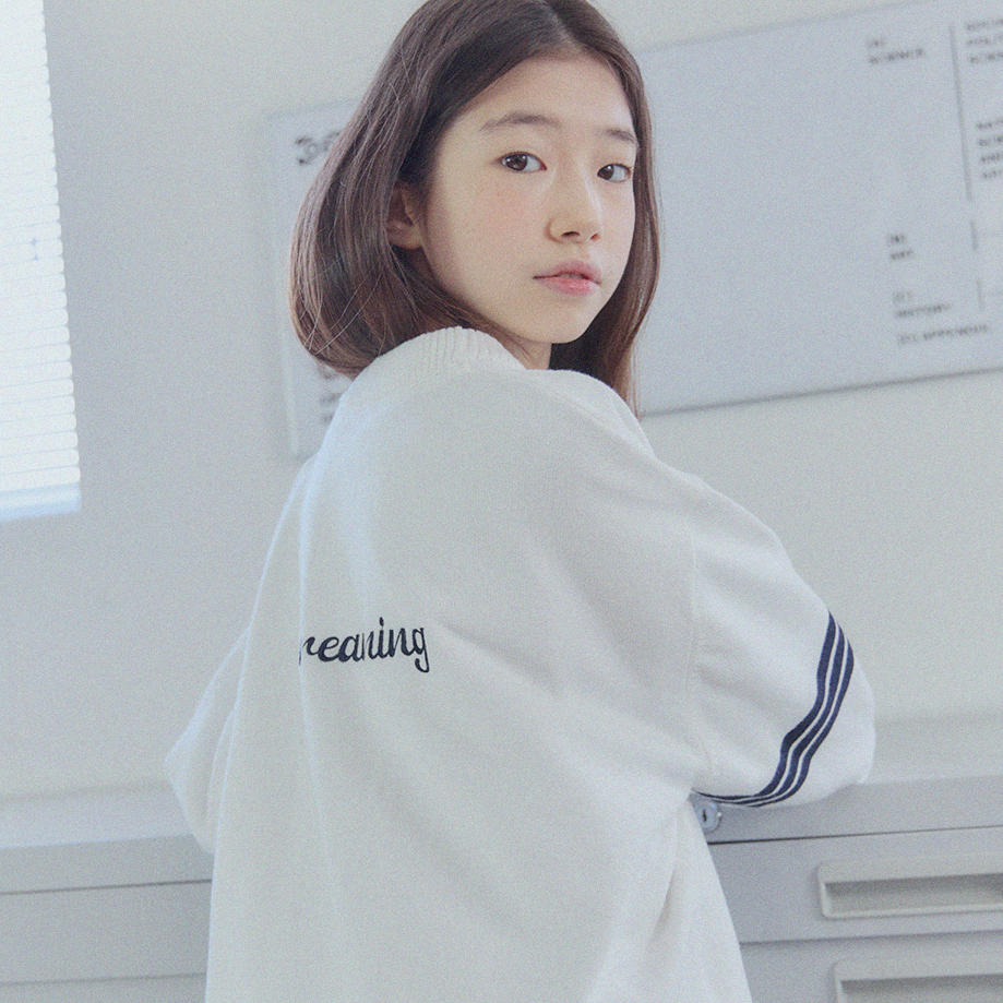 韓國 BOJOGE 白色LOGO針織外套 Mombabyfun