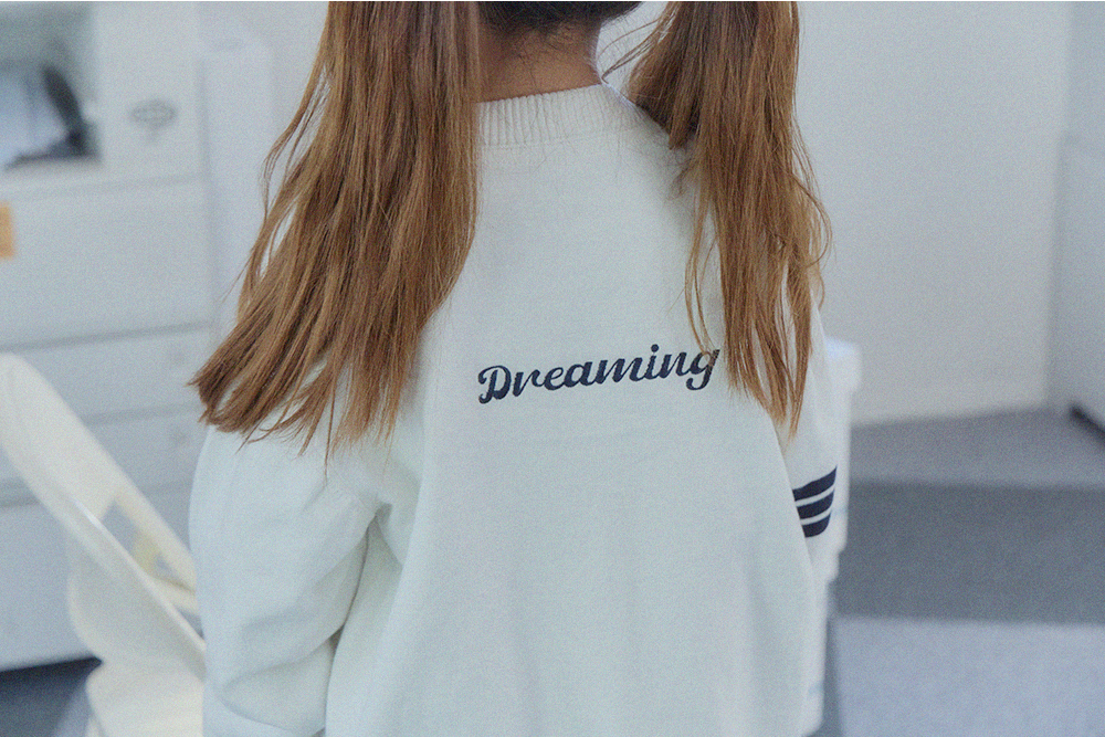 韓國 BOJOGE 白色LOGO針織外套 Mombabyfun