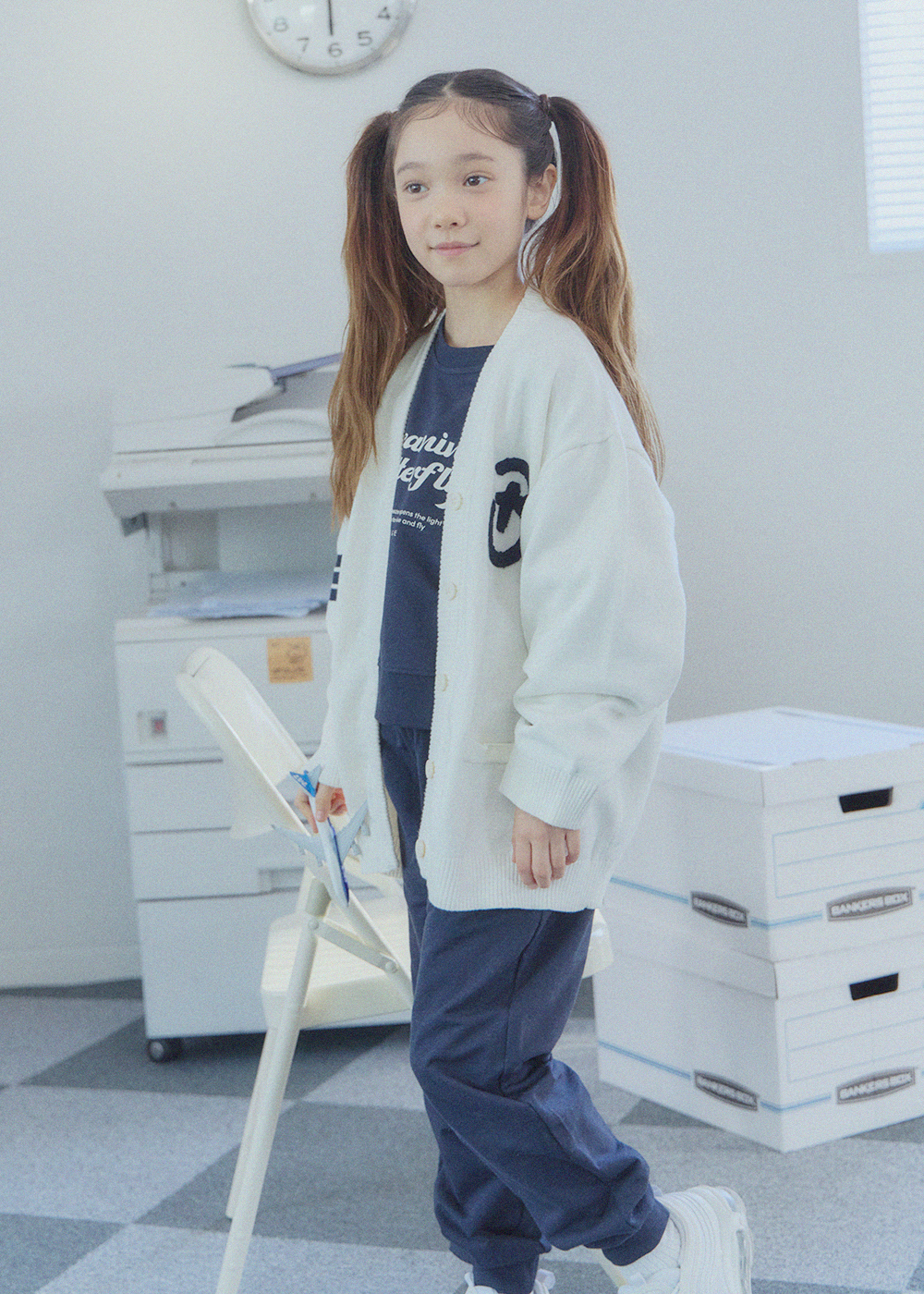 韓國 BOJOGE 白色LOGO針織外套 Mombabyfun