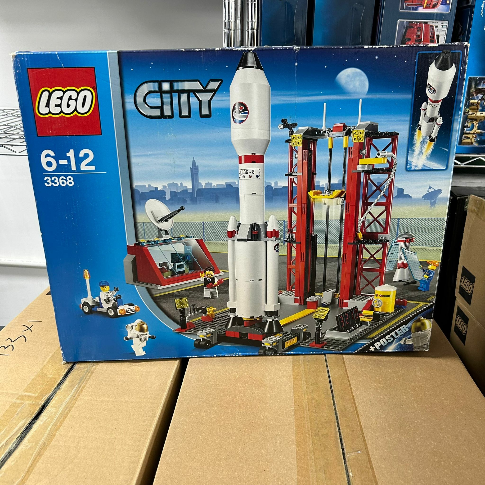 LEGO City 3368 Space Centre (殘盒已開盒,外盒爆盒損壞,有壓紋, 殘盒不設退換)