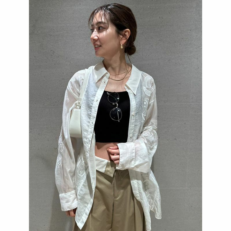 【SNIDEL】 透視刺繡襯衫 SWFB231130