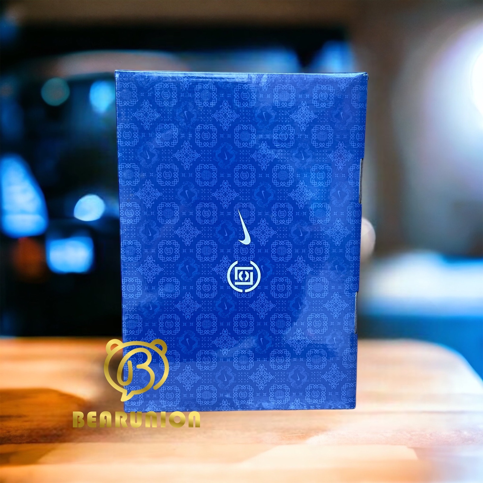 Bearbrick 400% 100% CLOT x NIKE x Medicom Toy Silk