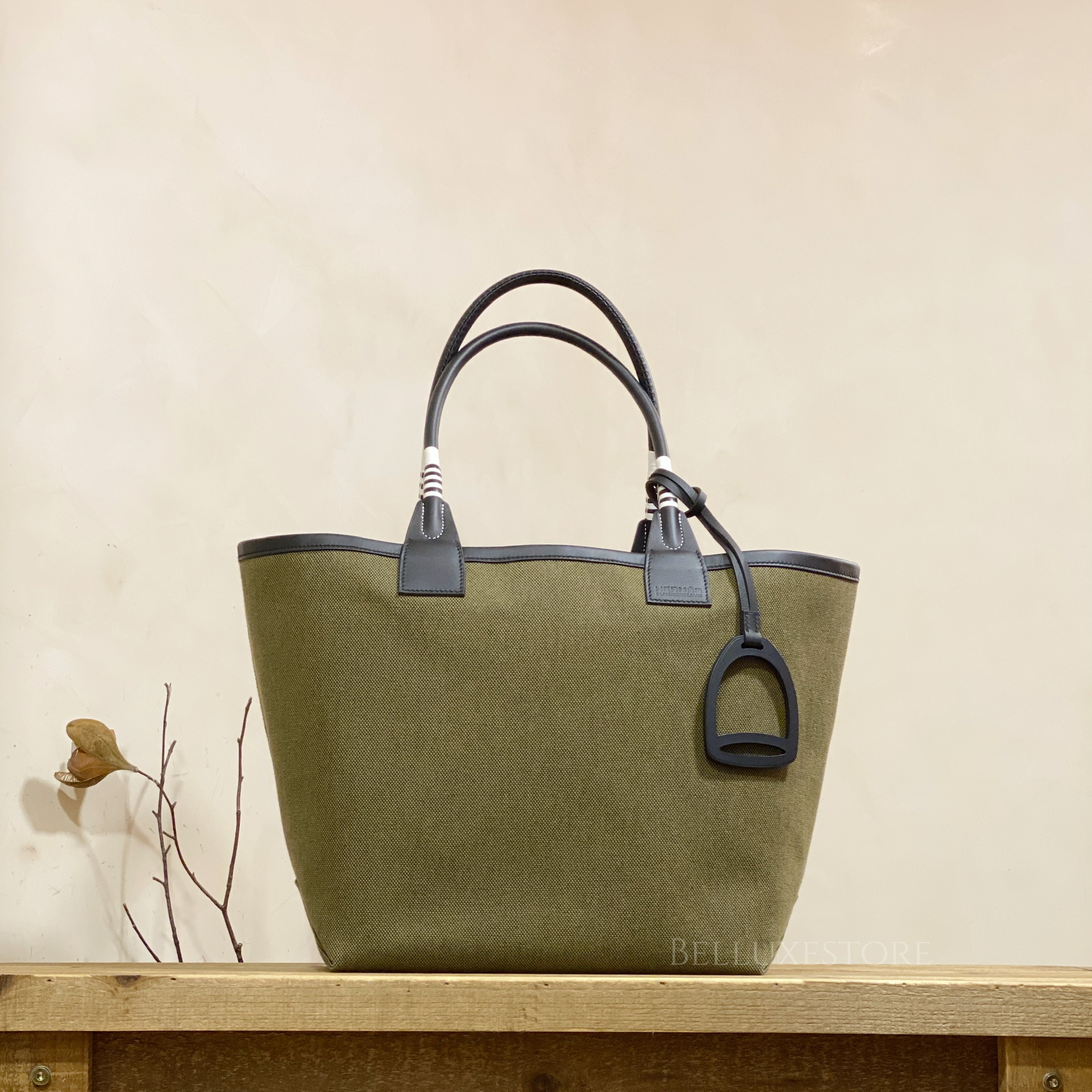 [Pre-onwed] Hermes steeple 28 stamp U miliaire-noir...