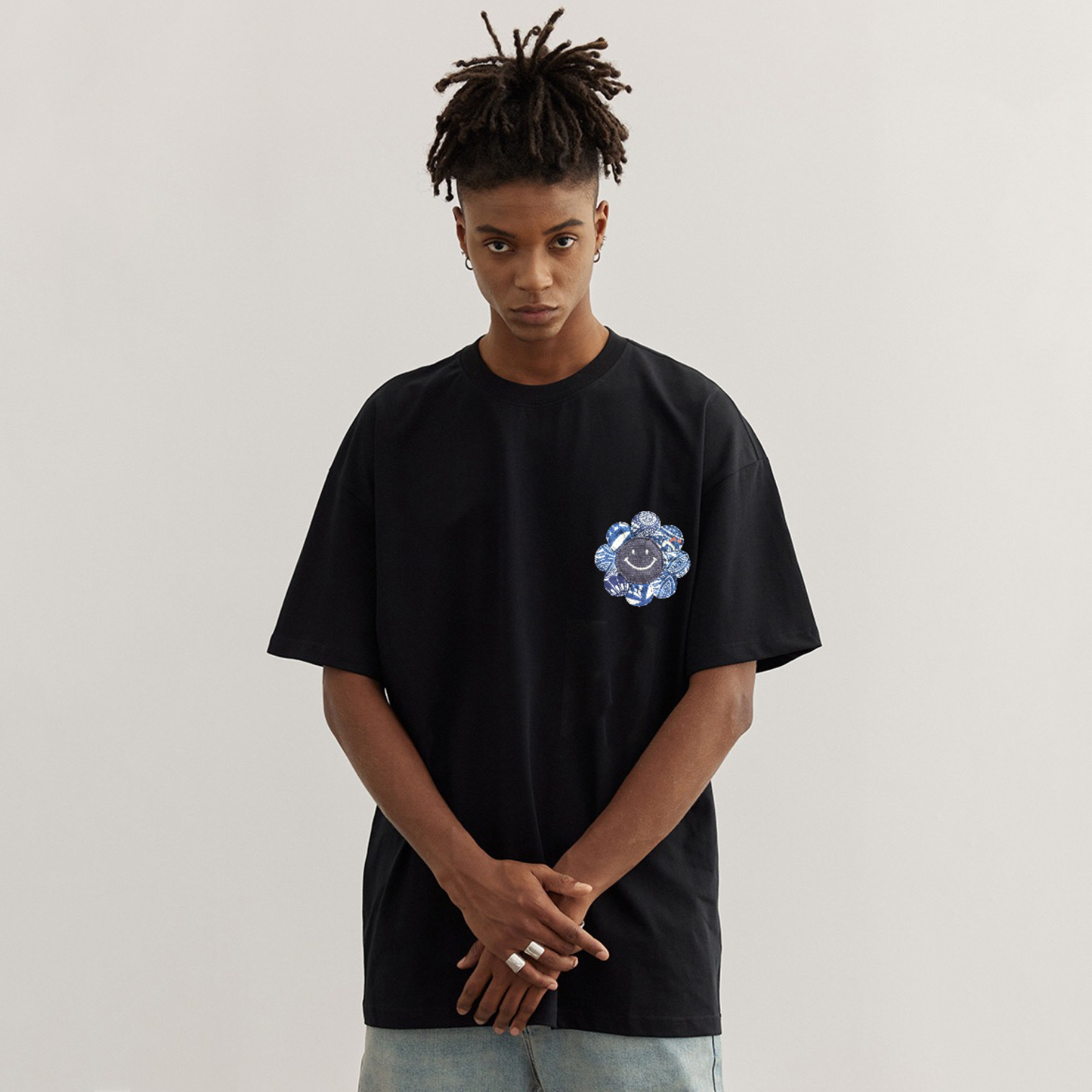 trunks indigo print daisy tee
