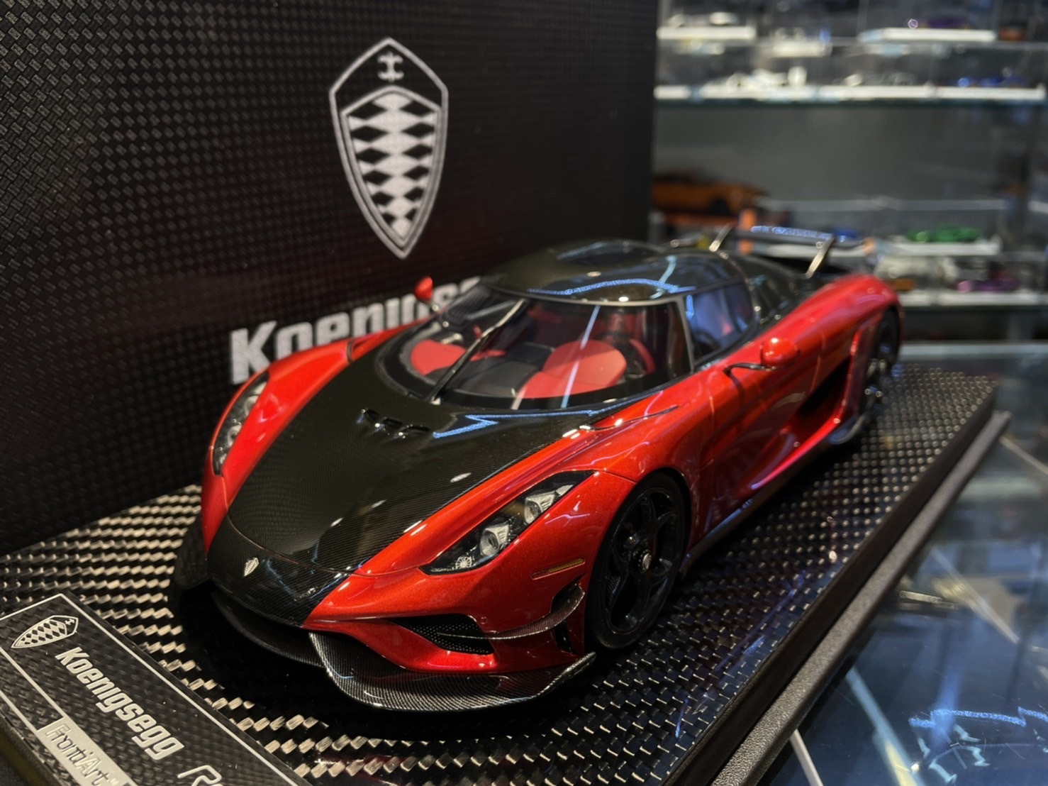 FrontiArt Koenigsegg Regera Candy Apple Red 1/18 (樹酯車) FrontiArt Koenigsegg Regera Candy Apple Red 1/18 (樹酯車)