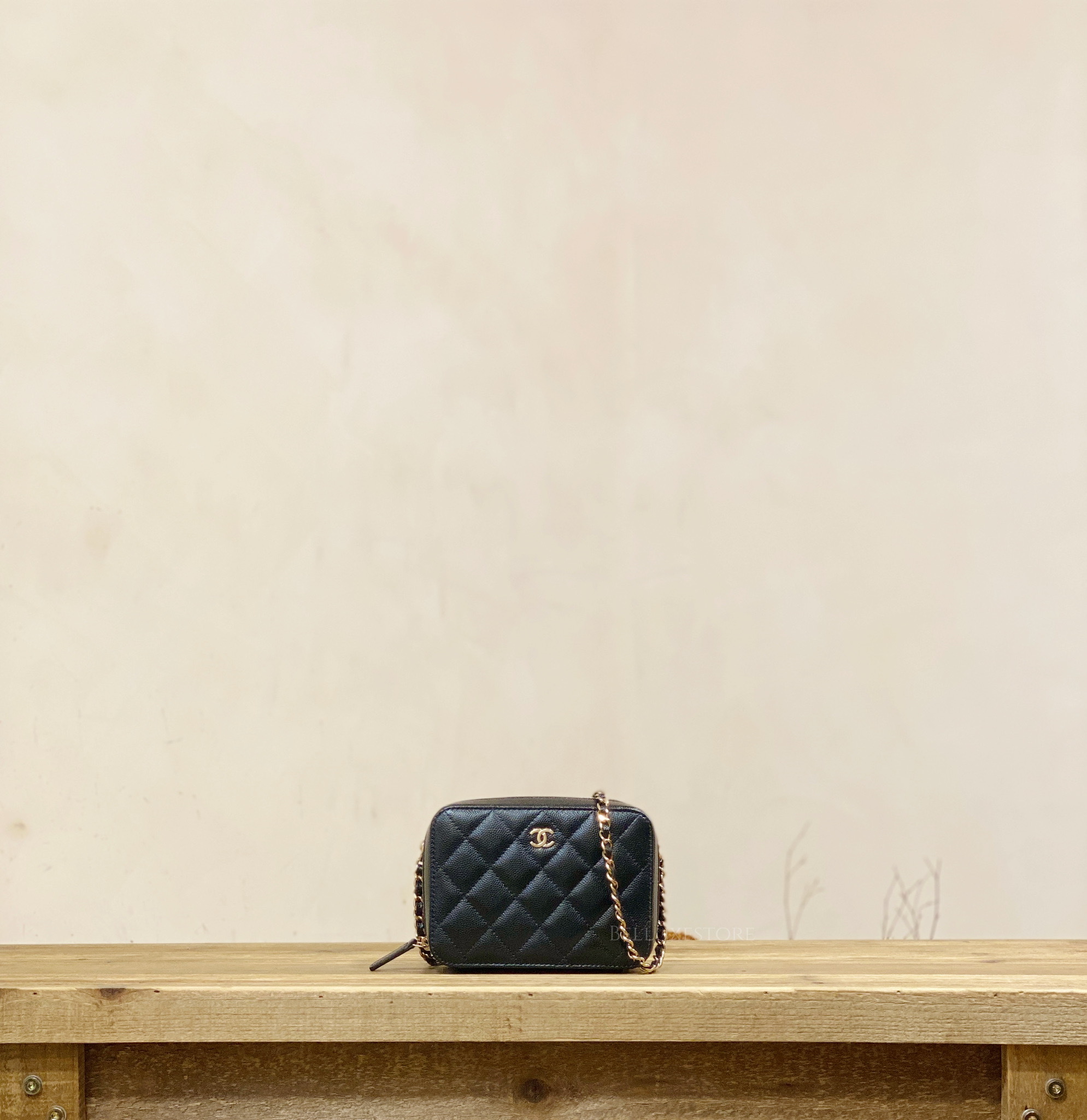 [Unused] Chanel small camera bag caviar black/ gold