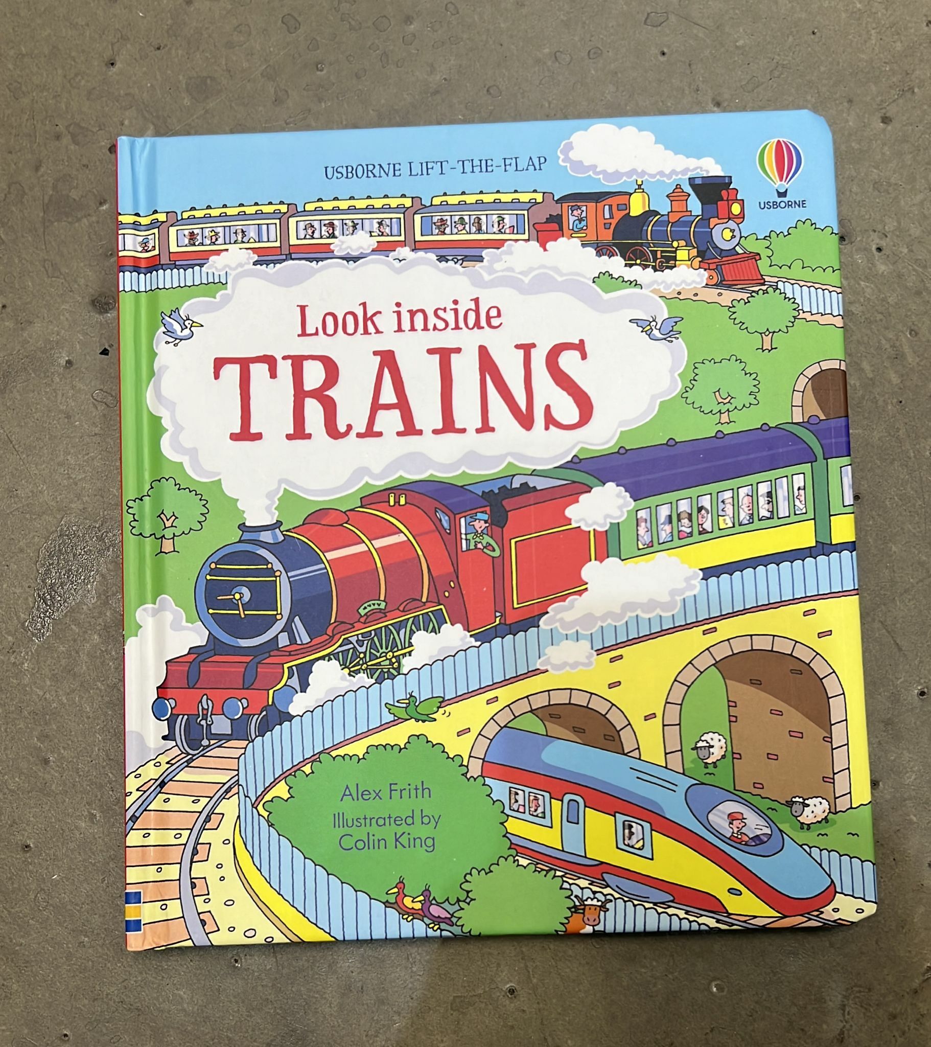 Usborne Look Inside: Trains