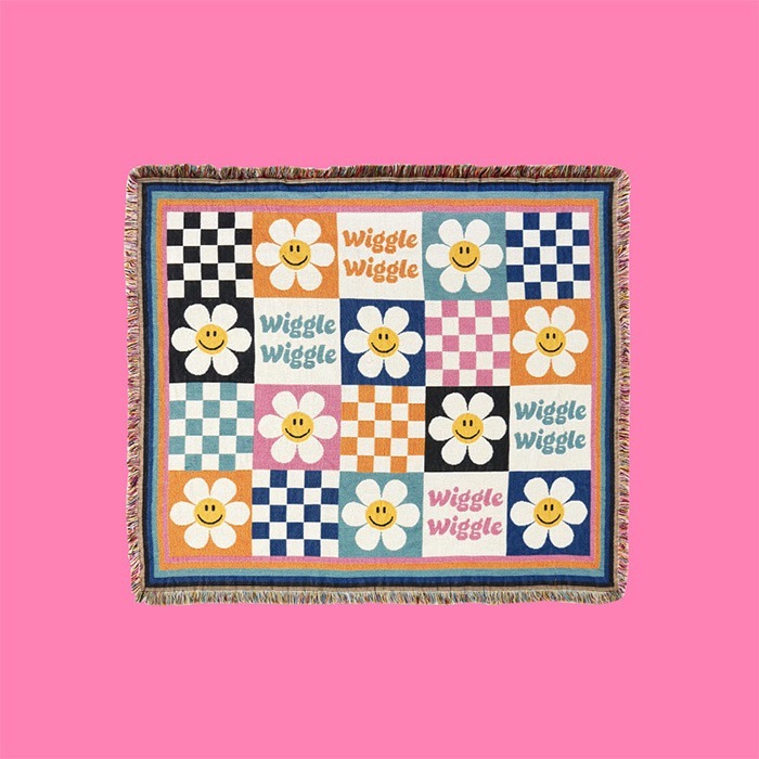 Wiggle Wiggle Square Rug - Checkerboard
