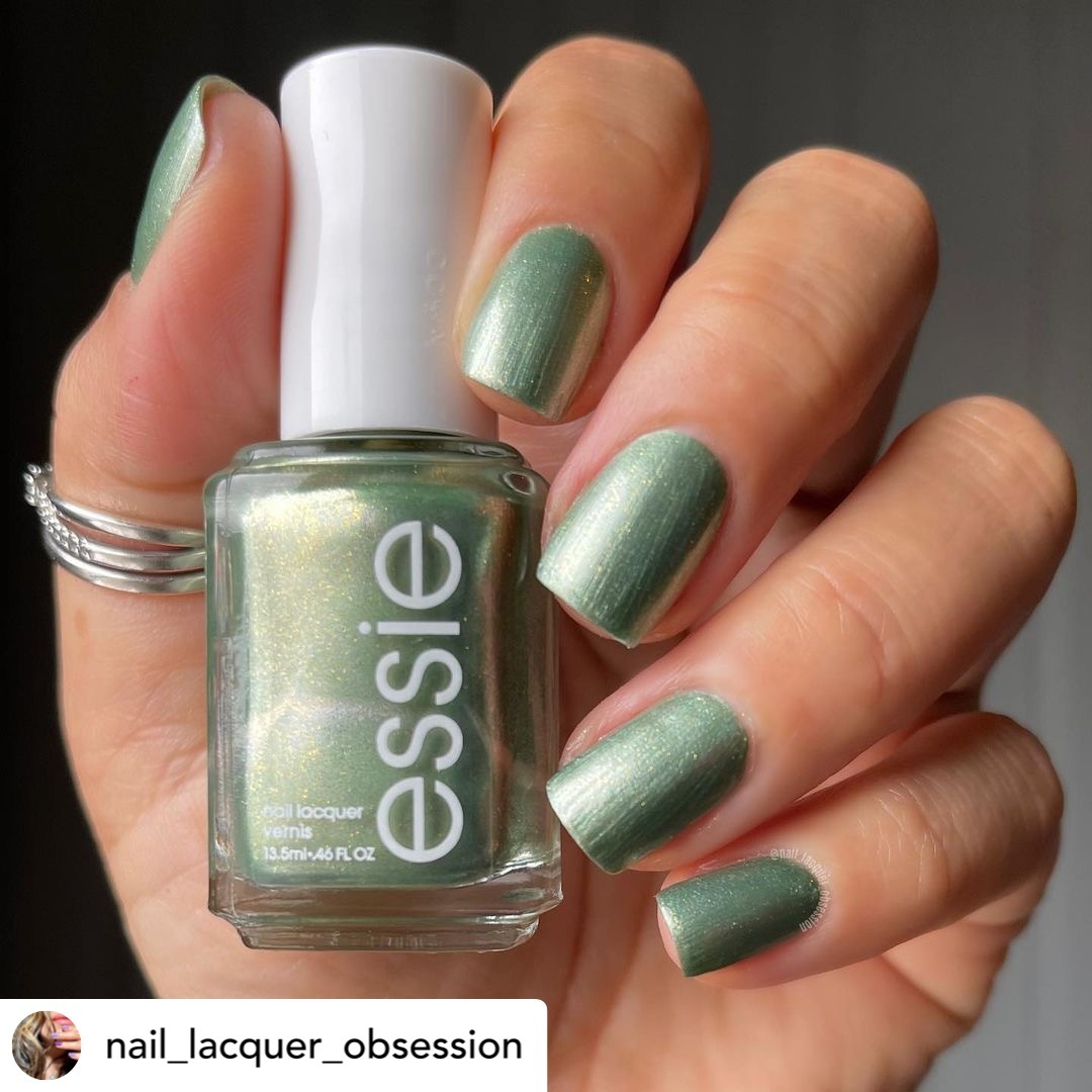 ESSIE 指甲油 -Head to Mistletoe - 1760