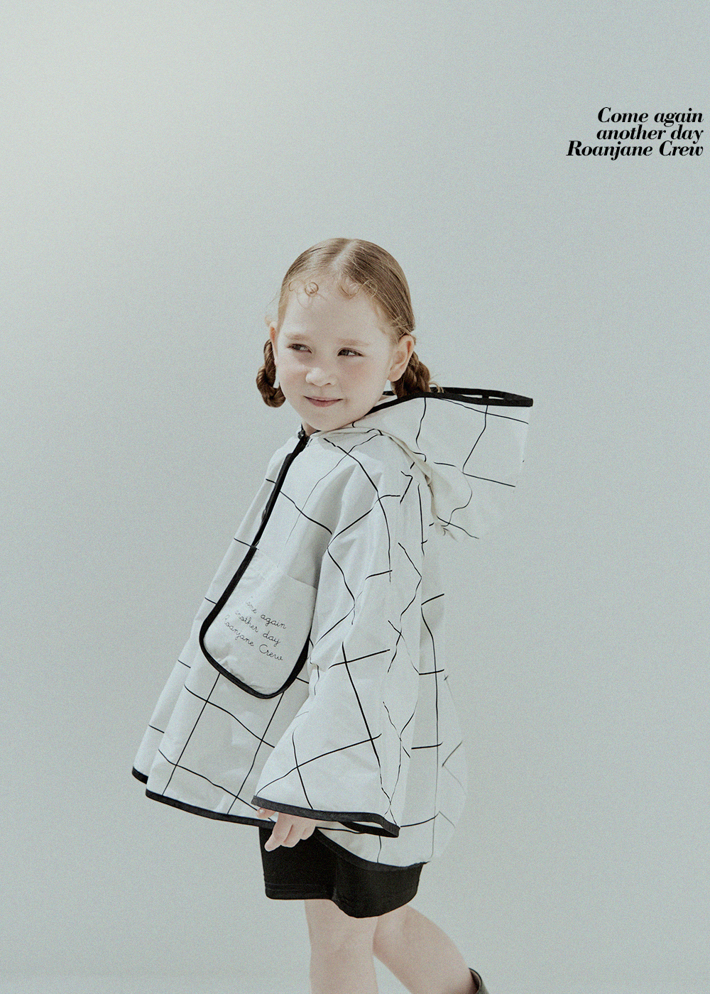 韓國專櫃 Roa&Jane 黑白格紋披風式雨衣