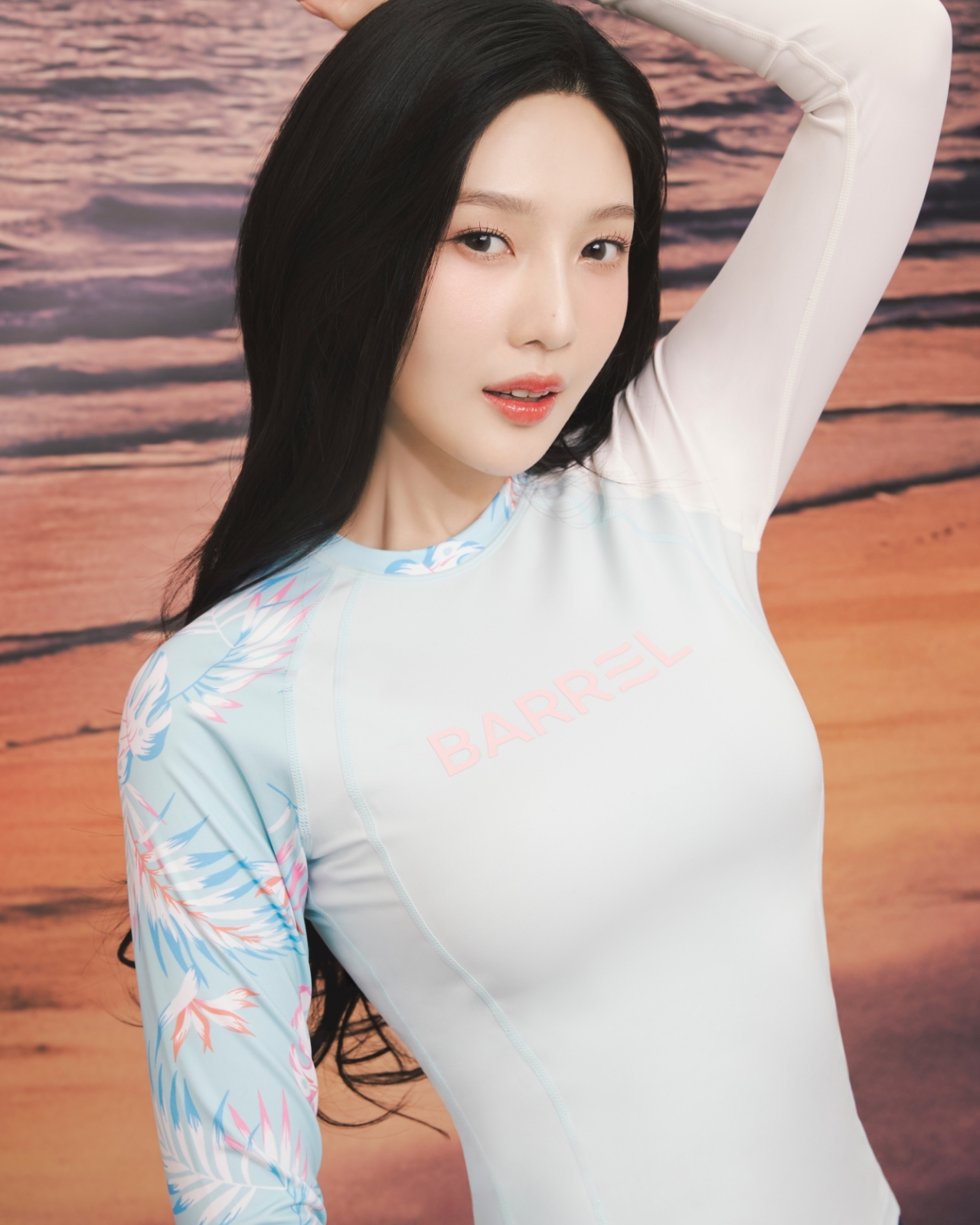 [BARREL] Woman Sunset Palm Tree Eau de Rash Guard (I...