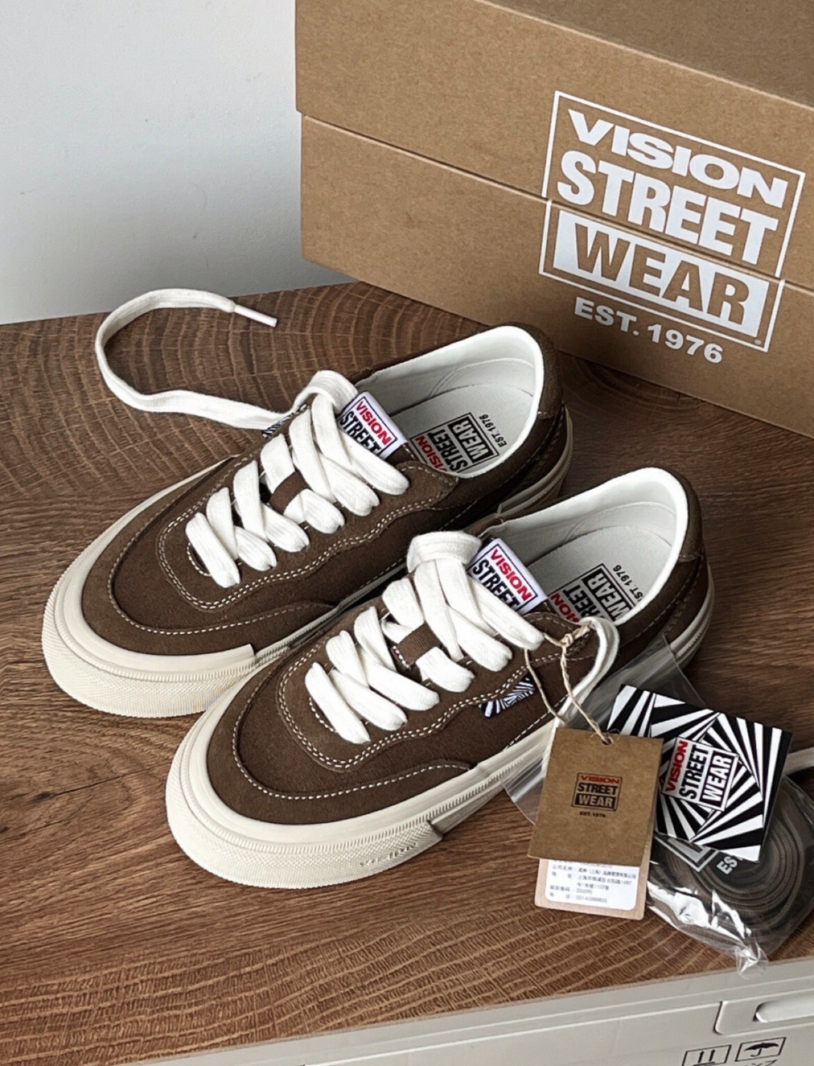 Vision Street Wear V233NY700808｜ MOMOCLOTHiNGLAB 品牌選物店