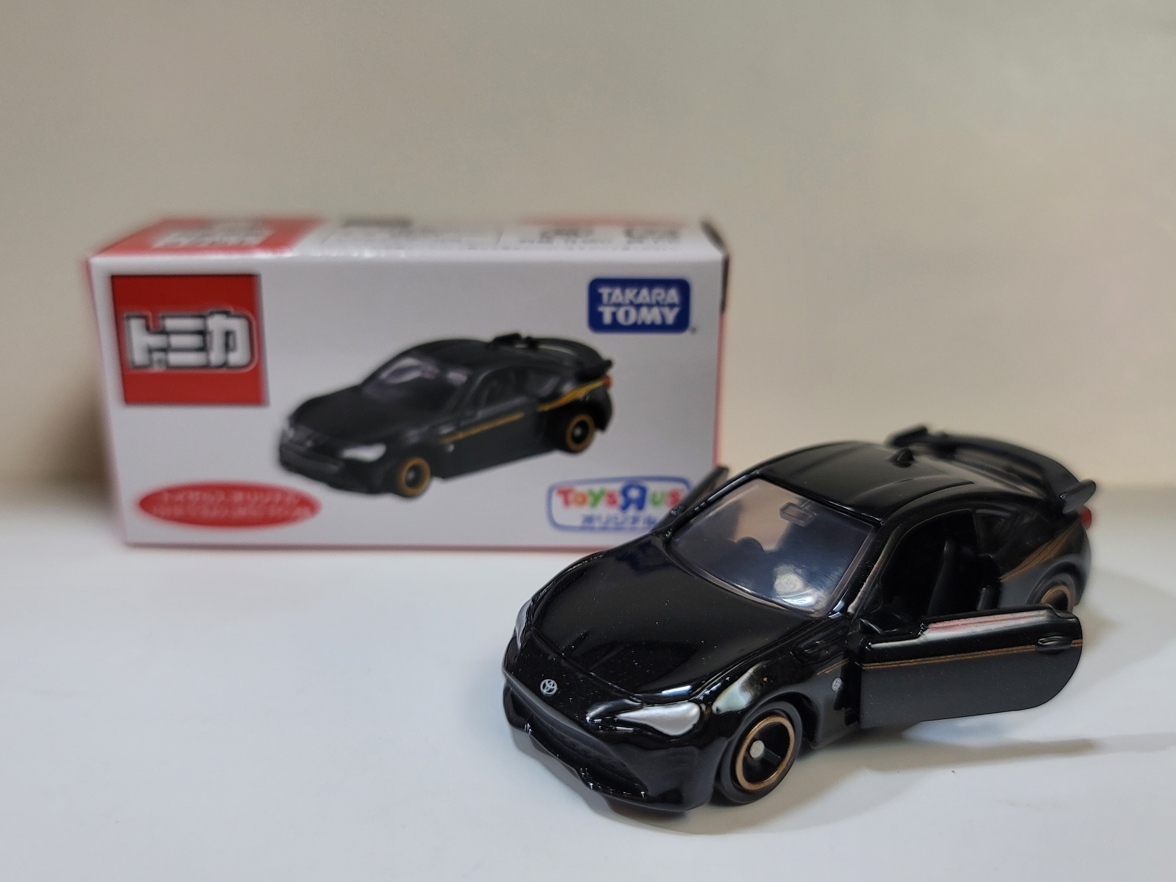 日版Toys R Us Original - Toyota 86 “GT BLACK LIMITED”