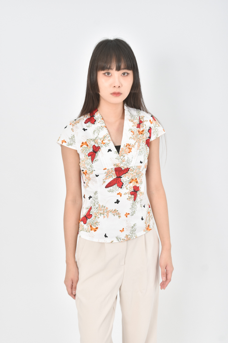 二拾衫-(S) shanghai春夏棉質花卉v領白色短袖二手衣｜30日無條件退貨