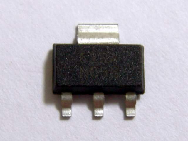 LM1117MPX-3.3 SOT-223