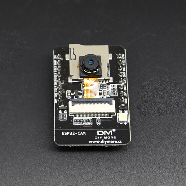 ESP32-CAM 高效能物聯網相機模組，內建 Wi-Fi 和藍牙功能