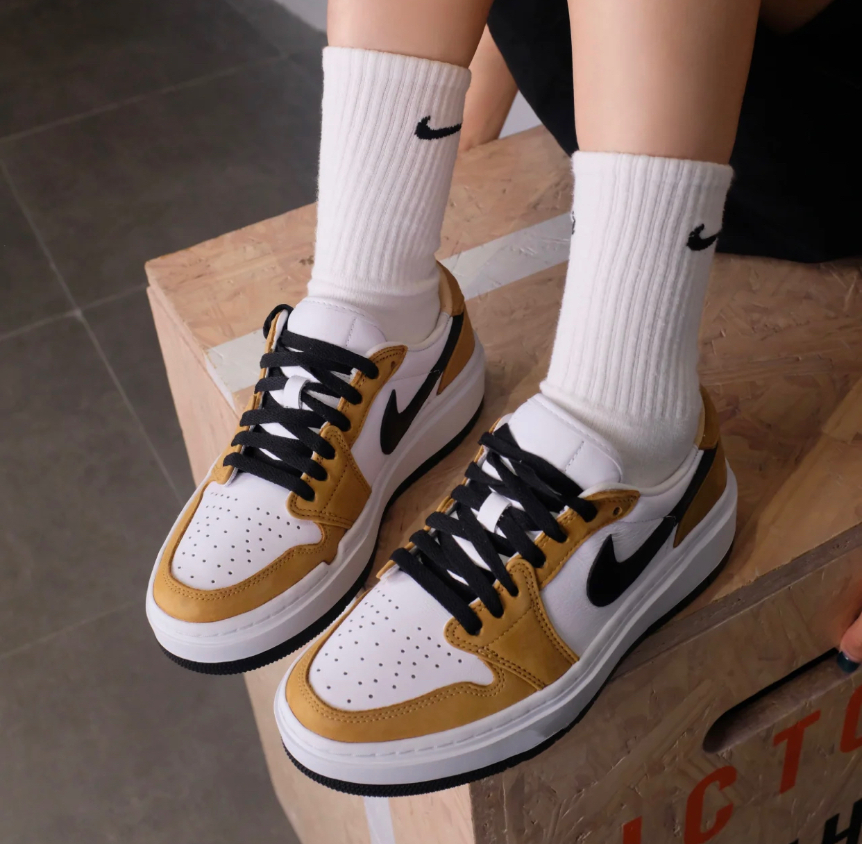 AIR JORDAN 1 ELEVATE LOW