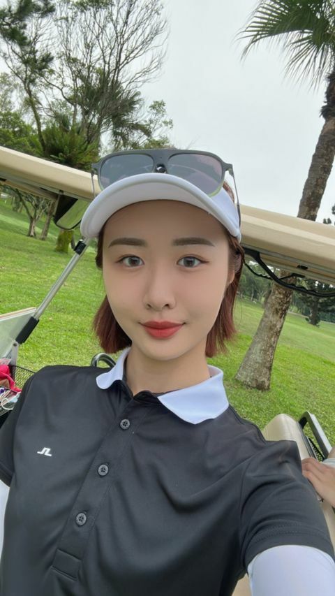 高爾夫球手Elsie推薦ONESEC隨光智能變色墨鏡，擁有好裝備、揮出精采好表現