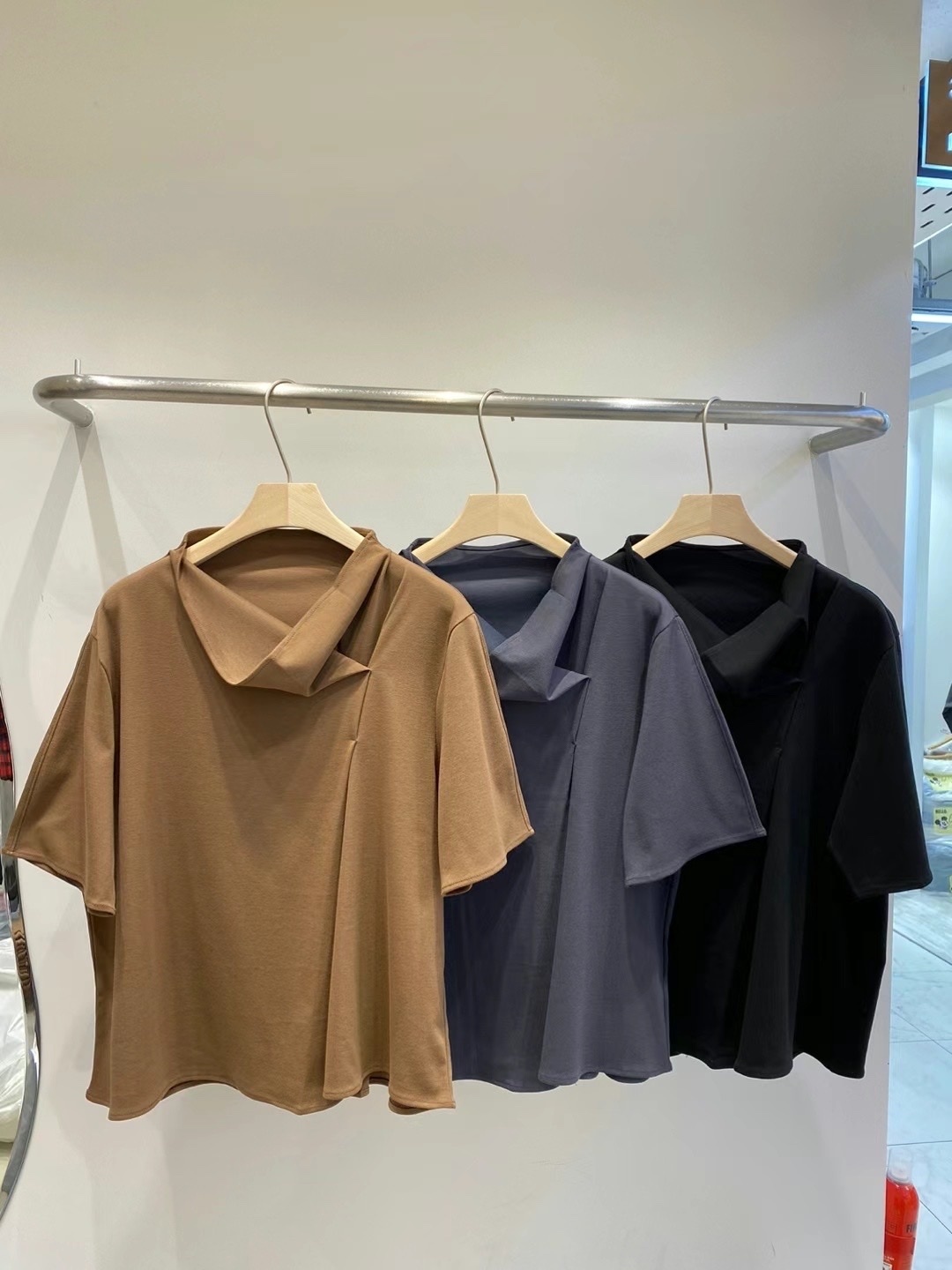 [現貨] Croft Top (黑色)