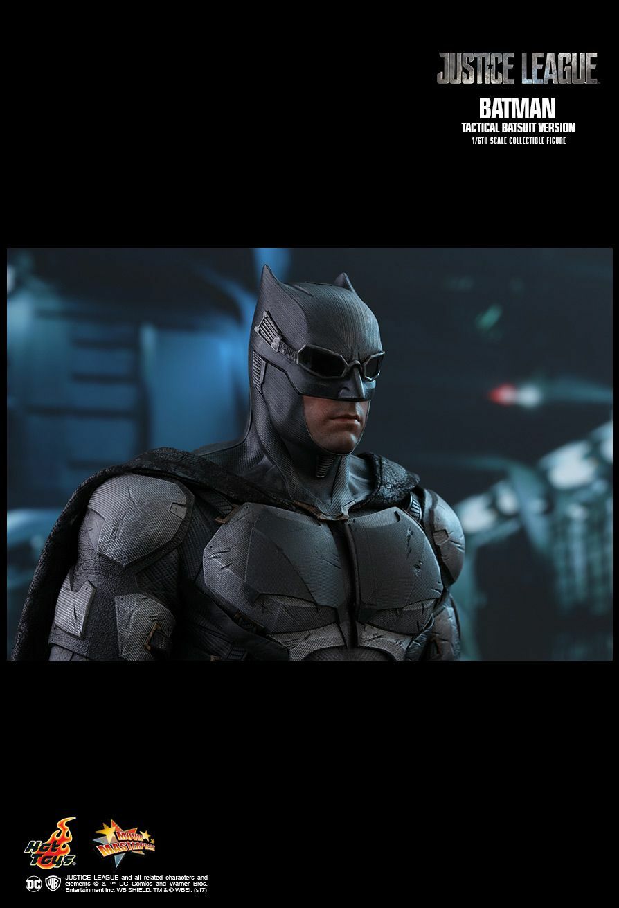 hottoys mms432 JUSTICE LEAGUE BATMAN (TACTICAL BATSUIT