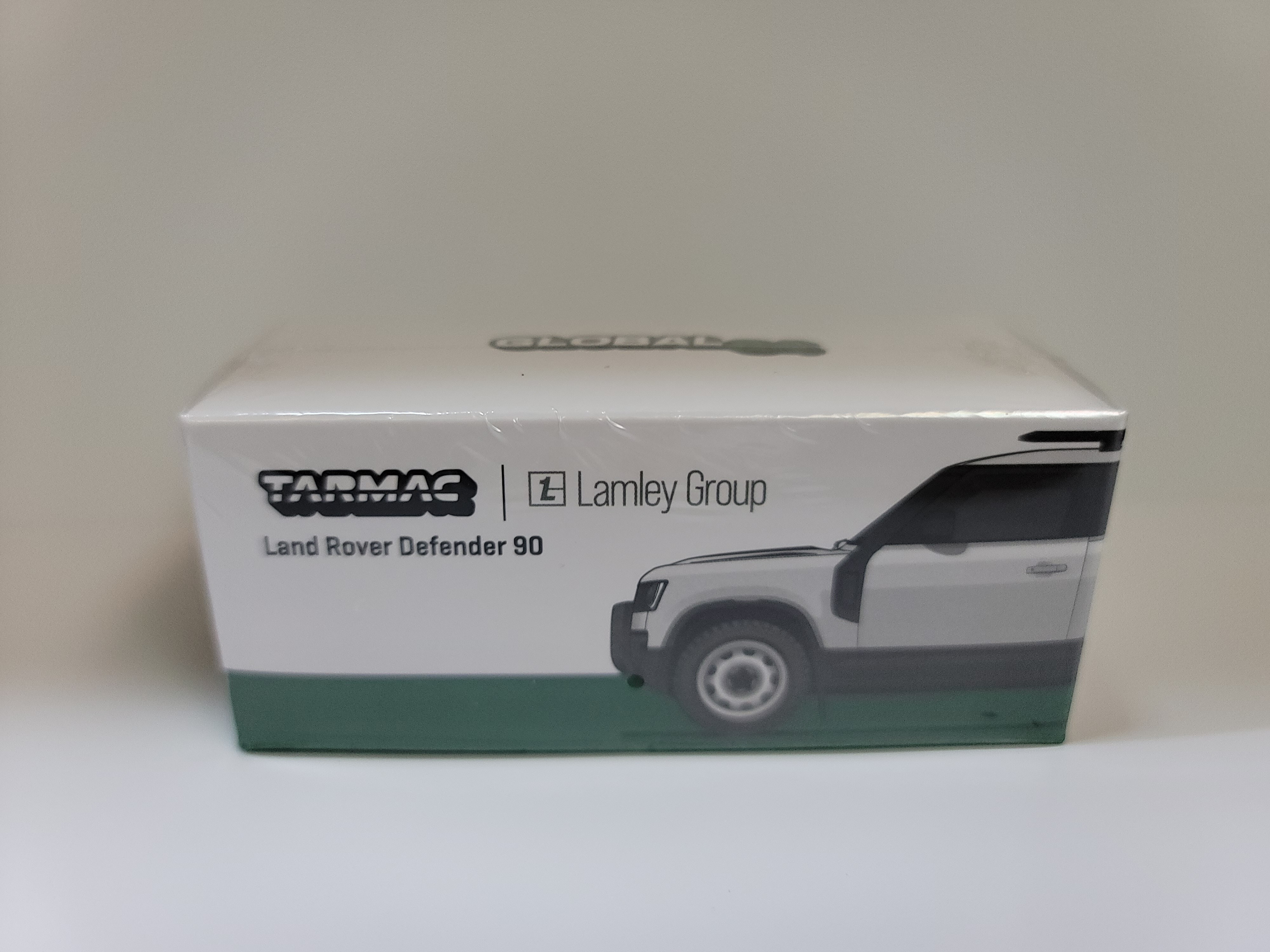 Tarmac Land Rover Defender 90 White Metallic - Lamley