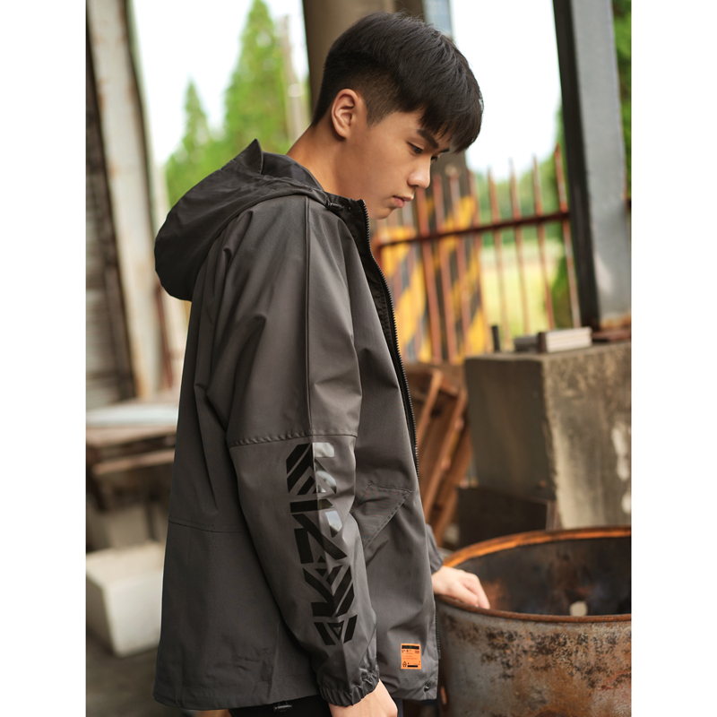 RETOP 簡約意識連帽防潑水風衣 鐵灰| RETOP原創潮流服飾品牌