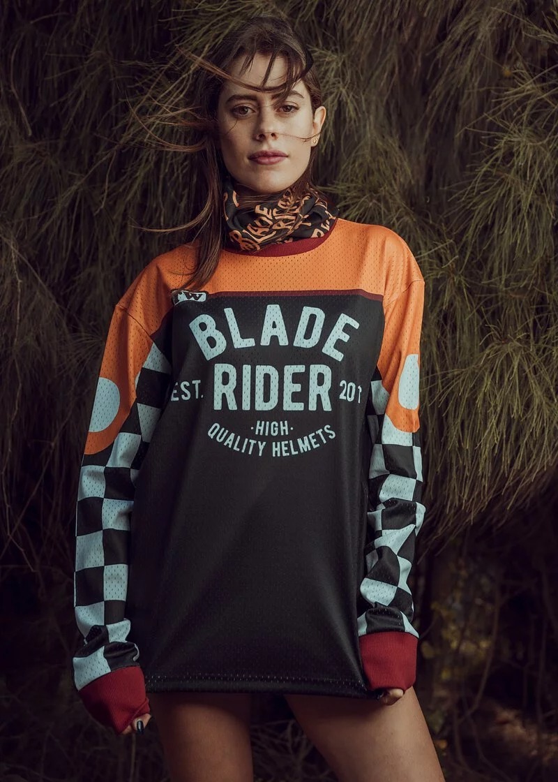 BLADE RIDER Gareth 車衣