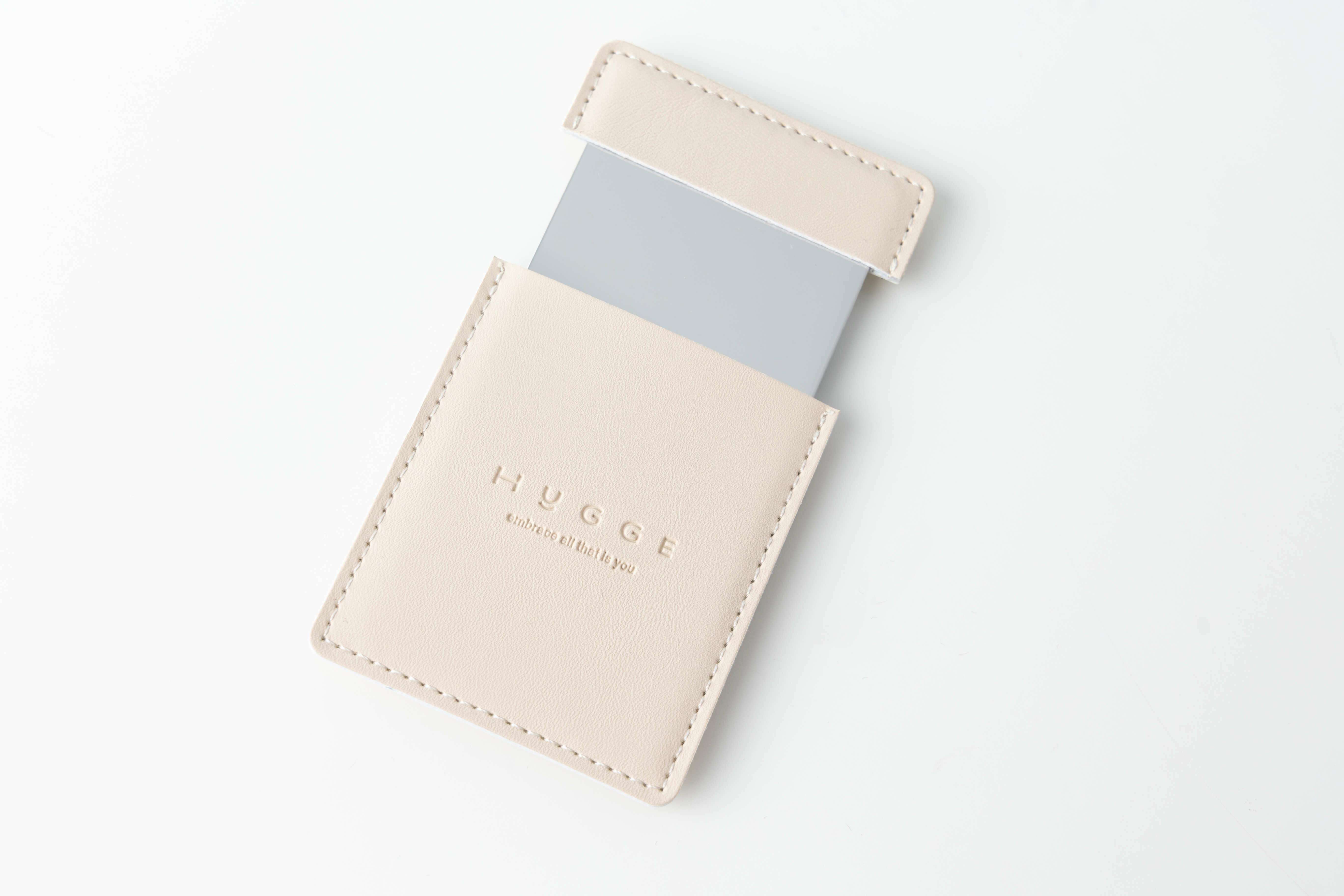 HYGGE HUG 品牌皮革鏡-燕麥奶