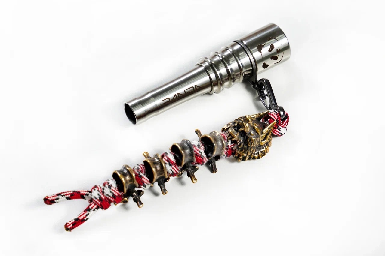 Panda Mouthtip Solo Strap Wolf Red and White