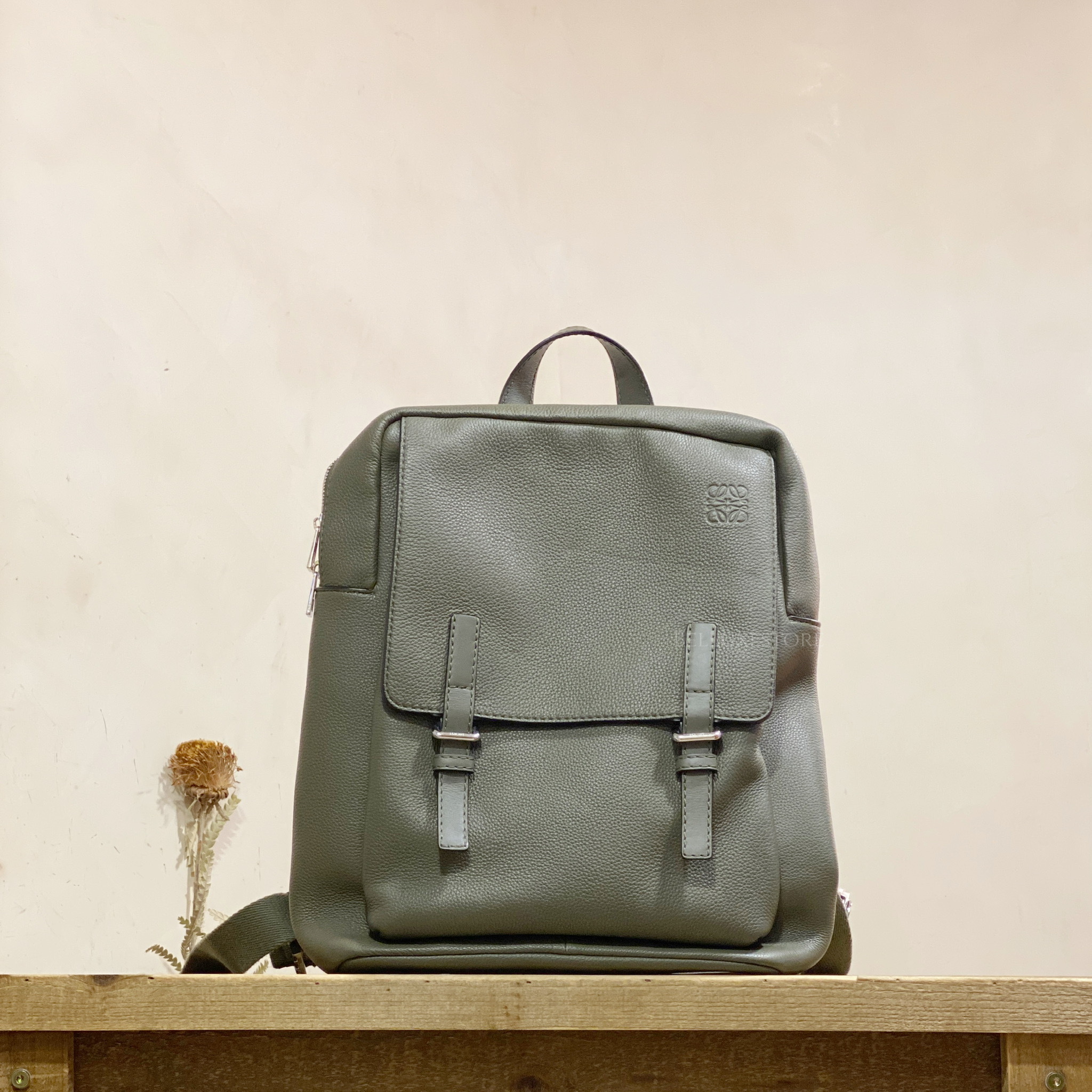 [Pre-owned] Loewe military backpack autumn green