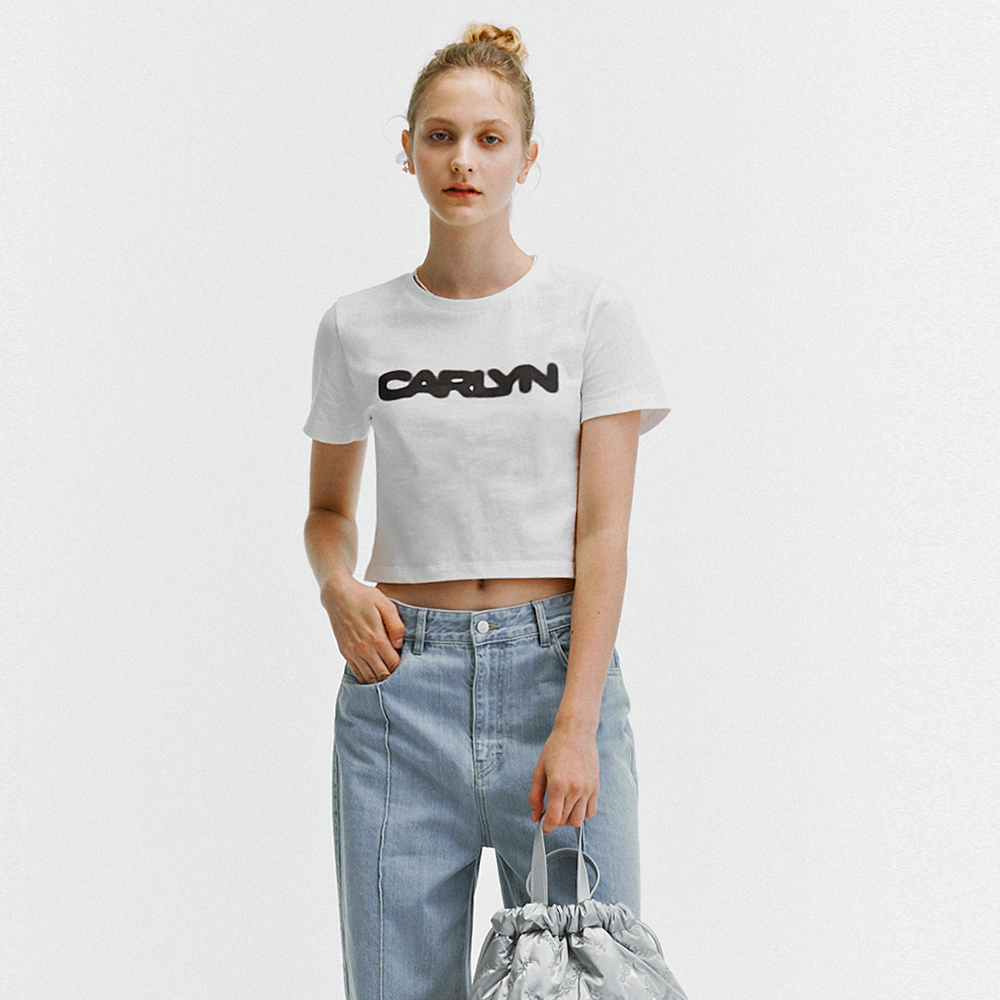 CARLYN Blur Logo Cropped T-Shirt T73101010