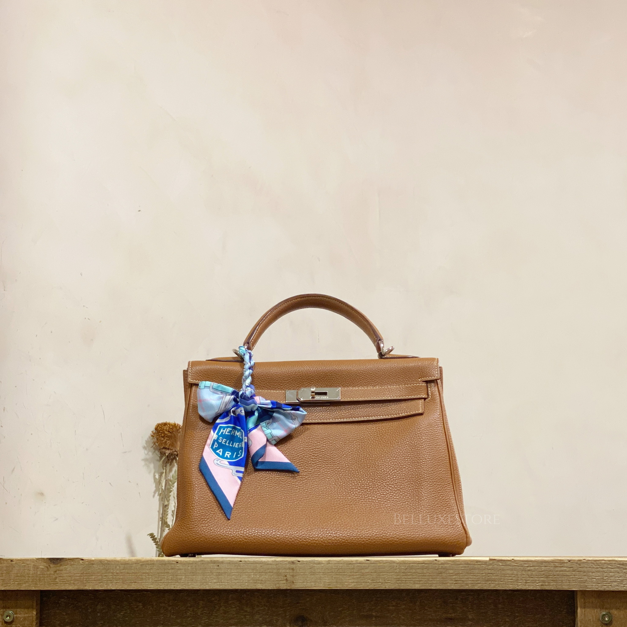 [Pre-owned] Hermes kelly 32 with twilly togo stamp s...